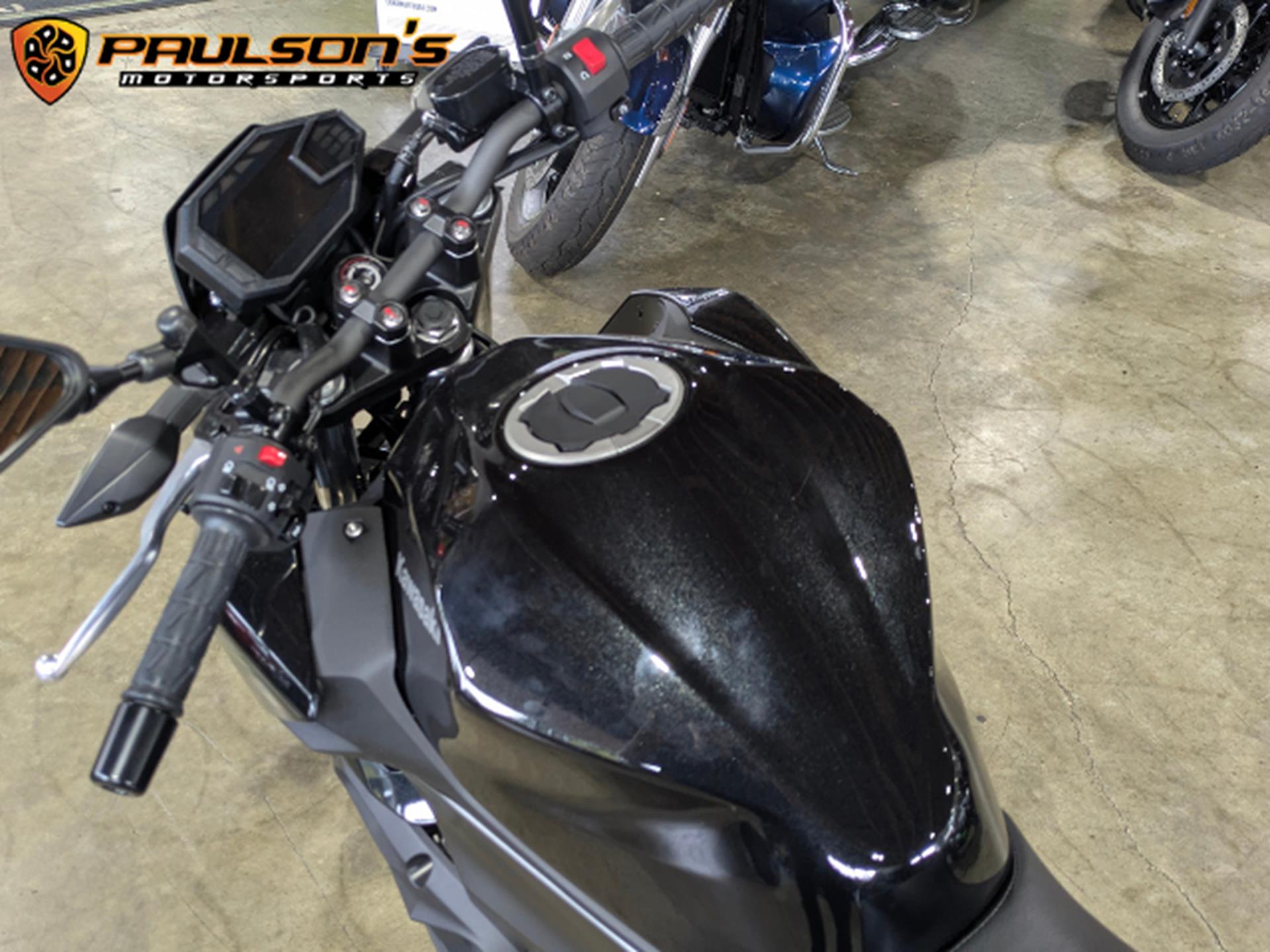 2025 Kawasaki Z500 ABS, Lacey WA | New Motorcycles for Sale: Specs, Price | Metallic Spark Black ...