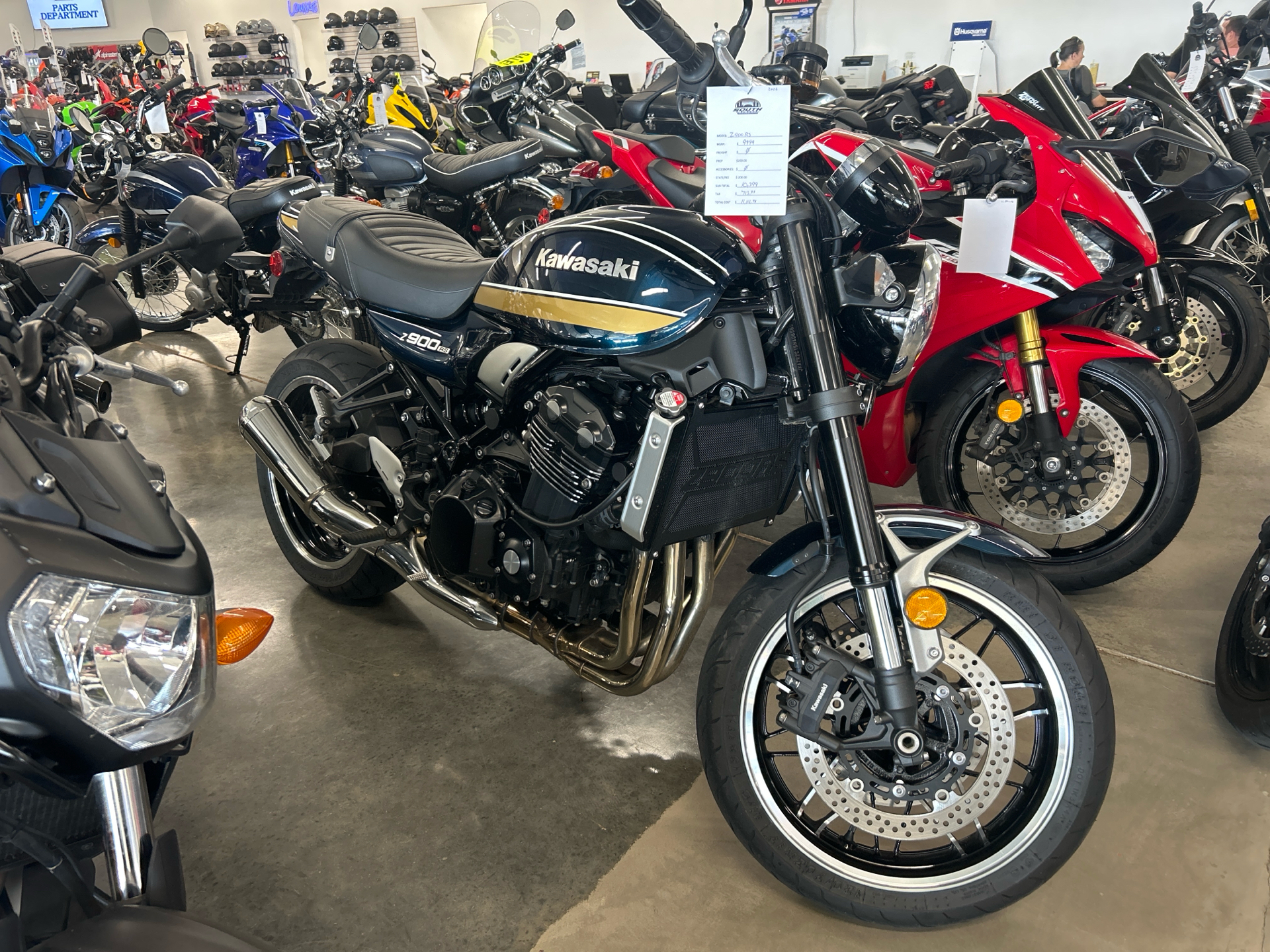 Used 2022 Kawasaki Z900RS Candy Tone Blue | Motorcycles in Gulfport MS ...