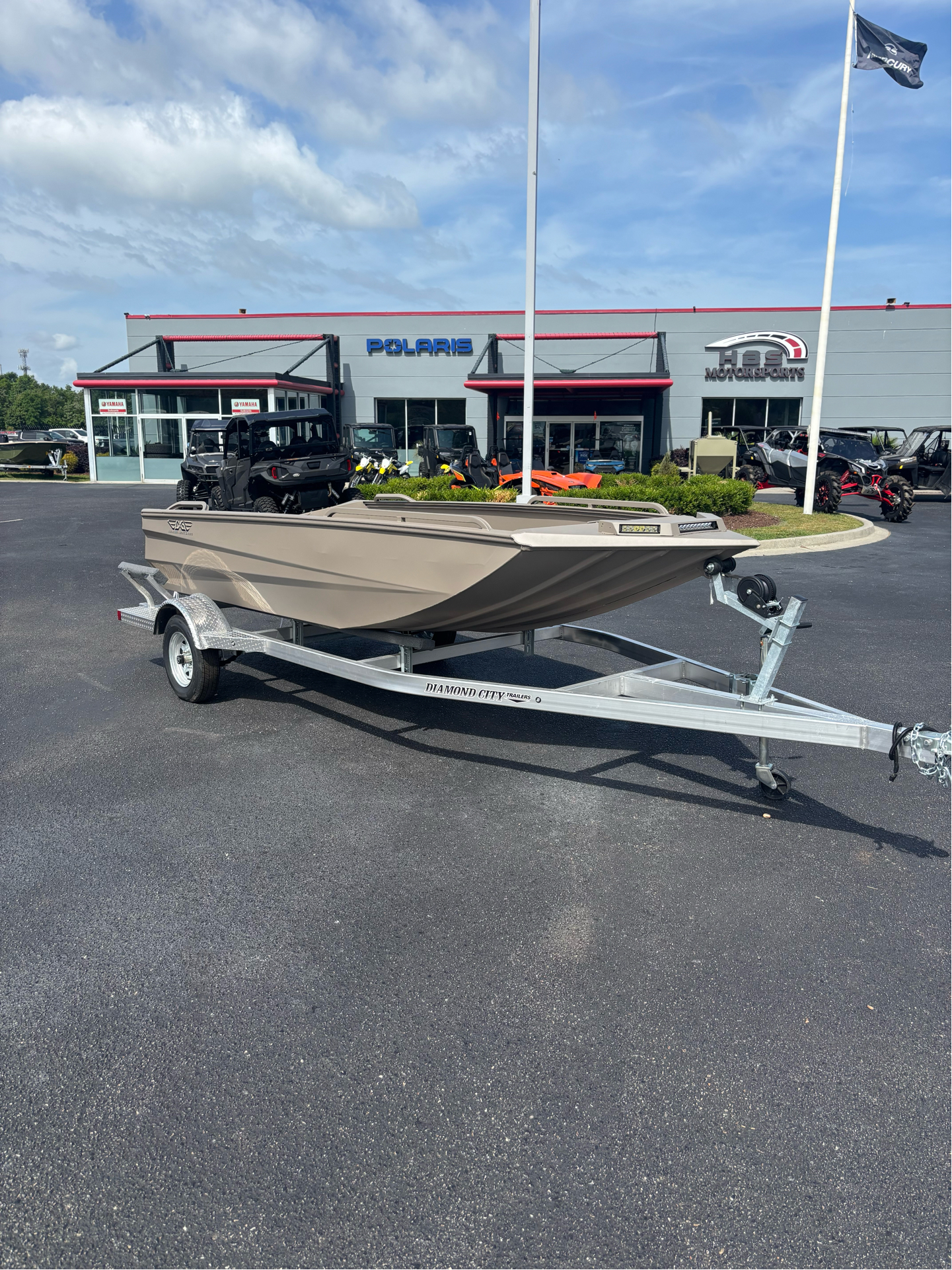 New 2025 EDGE BOATS 656 COBBLESTONE TAN | Power Boats Outboard in ...