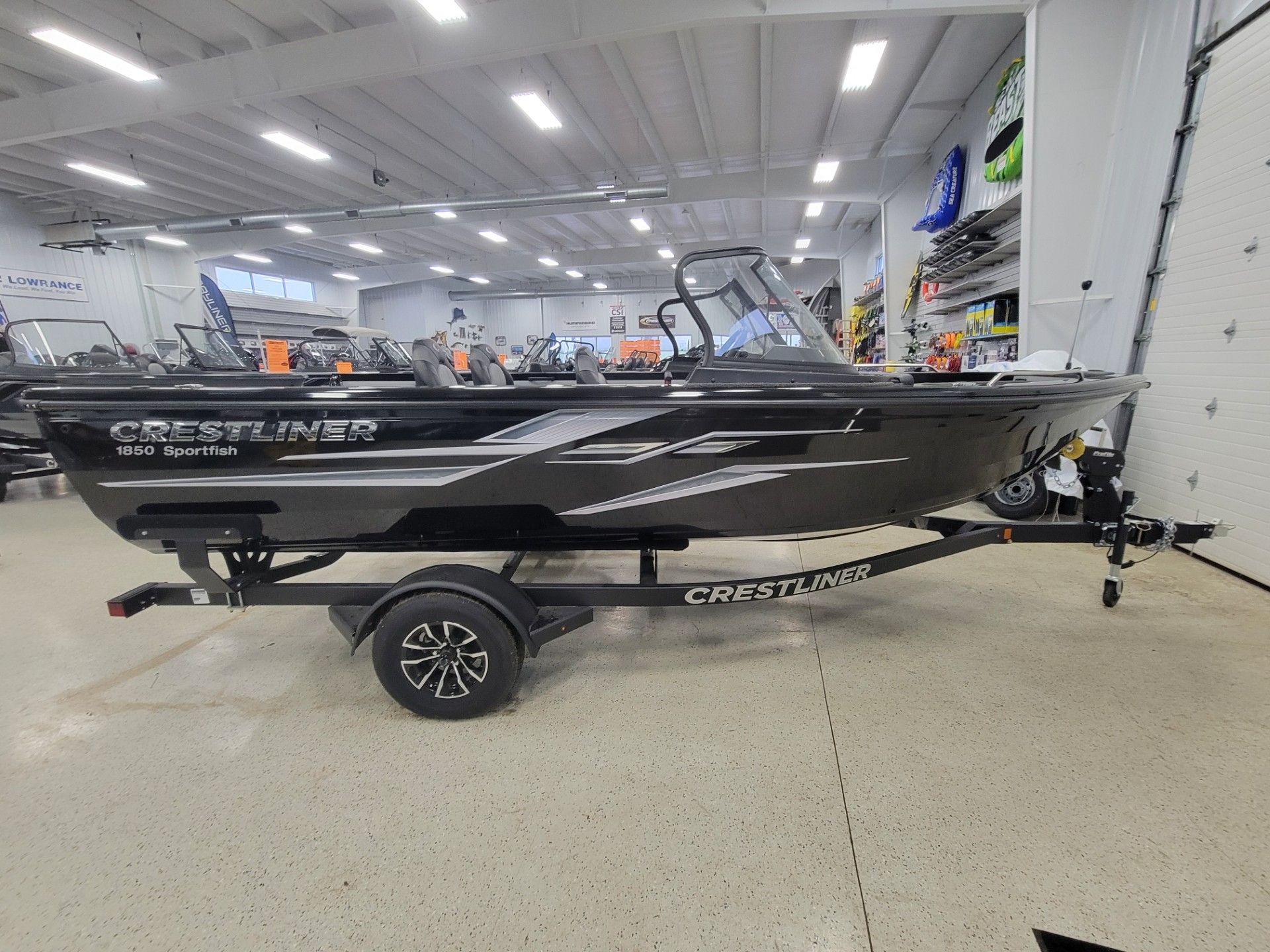 New 2025 Crestliner 1850 Sportfish | Power Boats Outboard in Kaukauna ...