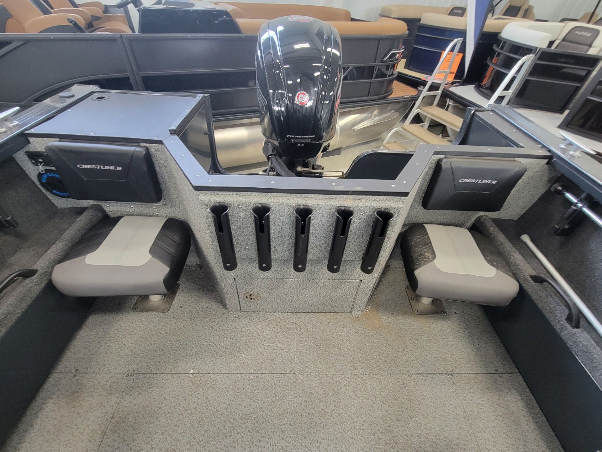 New 2025 Crestliner 1850 Commander | Power Boats Outboard in Kaukauna ...