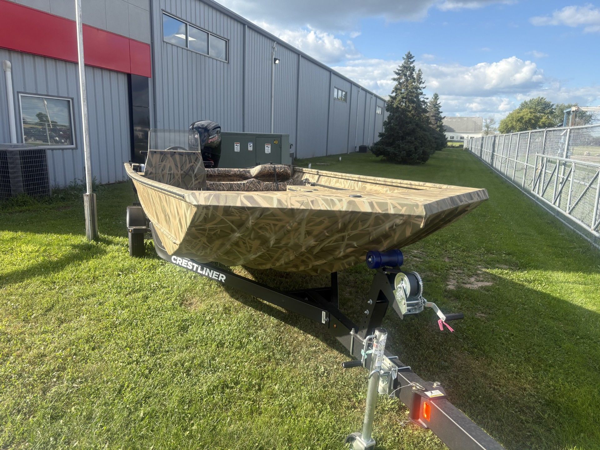 New 2026 Crestliner 2070 RETRIEVER SIDE CONSOLE HEAVY DUTY | Power ...