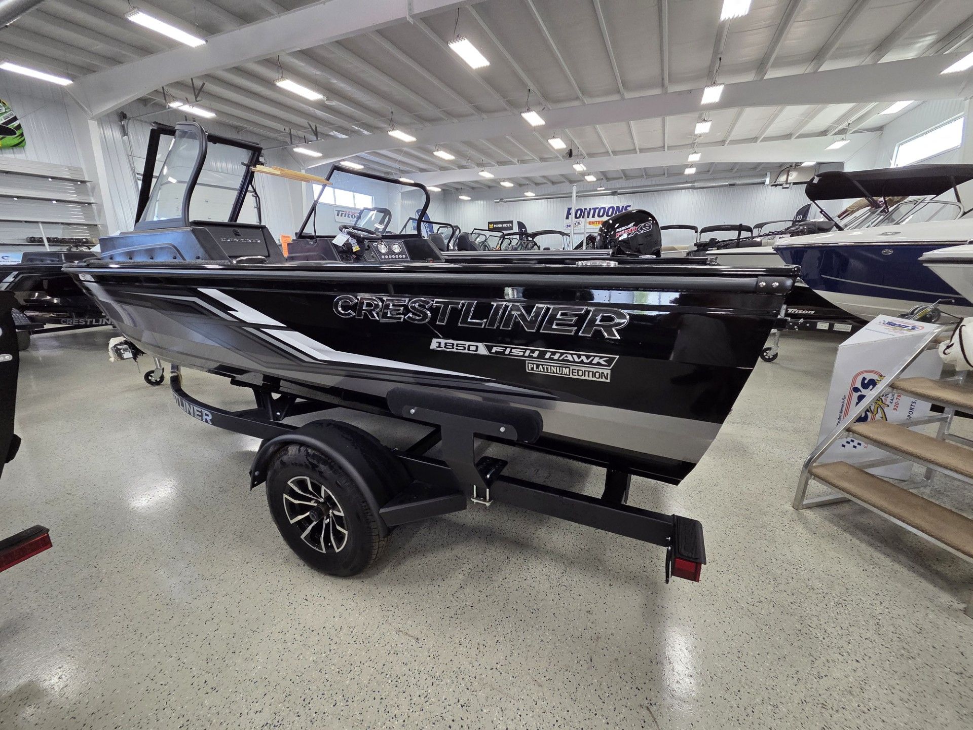 New 2025 Crestliner 1850 Fish Hawk WT | Power Boats Outboard in ...