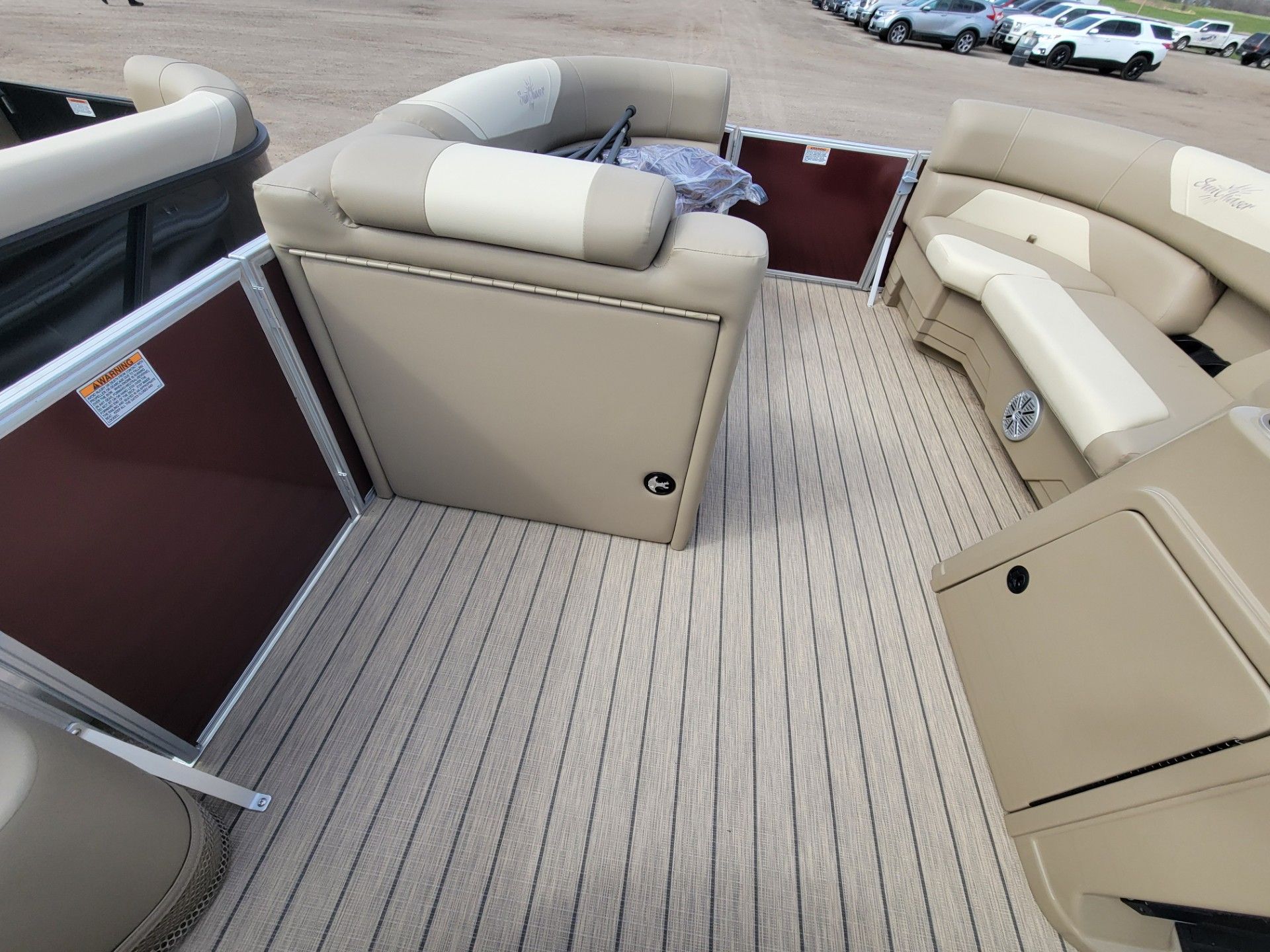 New 2022 SunChaser Geneva Cruise 22 LR DH | Power Boats Outboard in ...