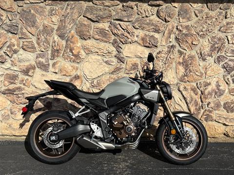 New 2025 Honda CB650R E-Clutch Motorcycles in Aurora, IL | Stock Number: H25080