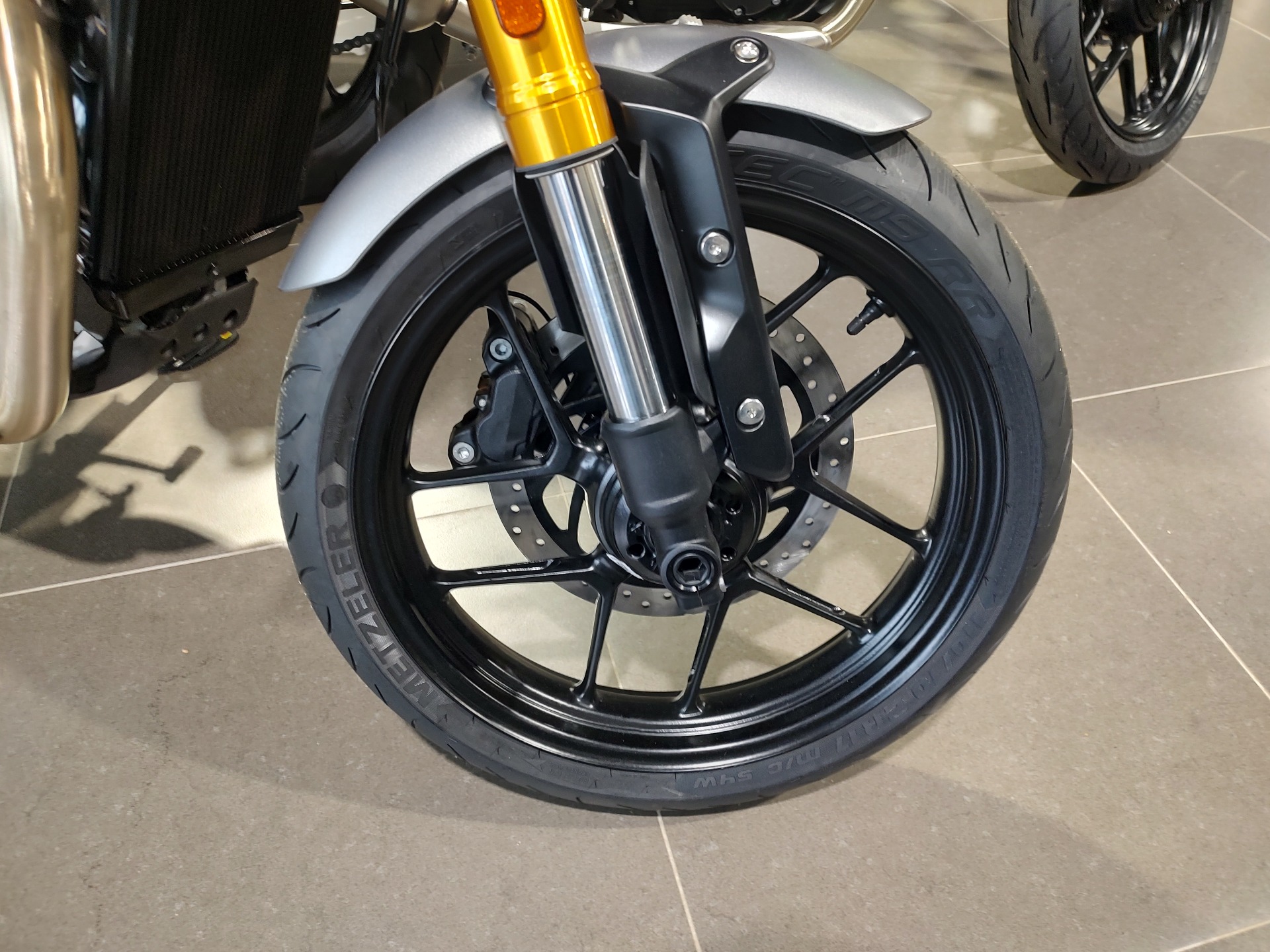 New 2025 Triumph Speed 400 Caspian Blue / Storm Grey Motorcycles For ...