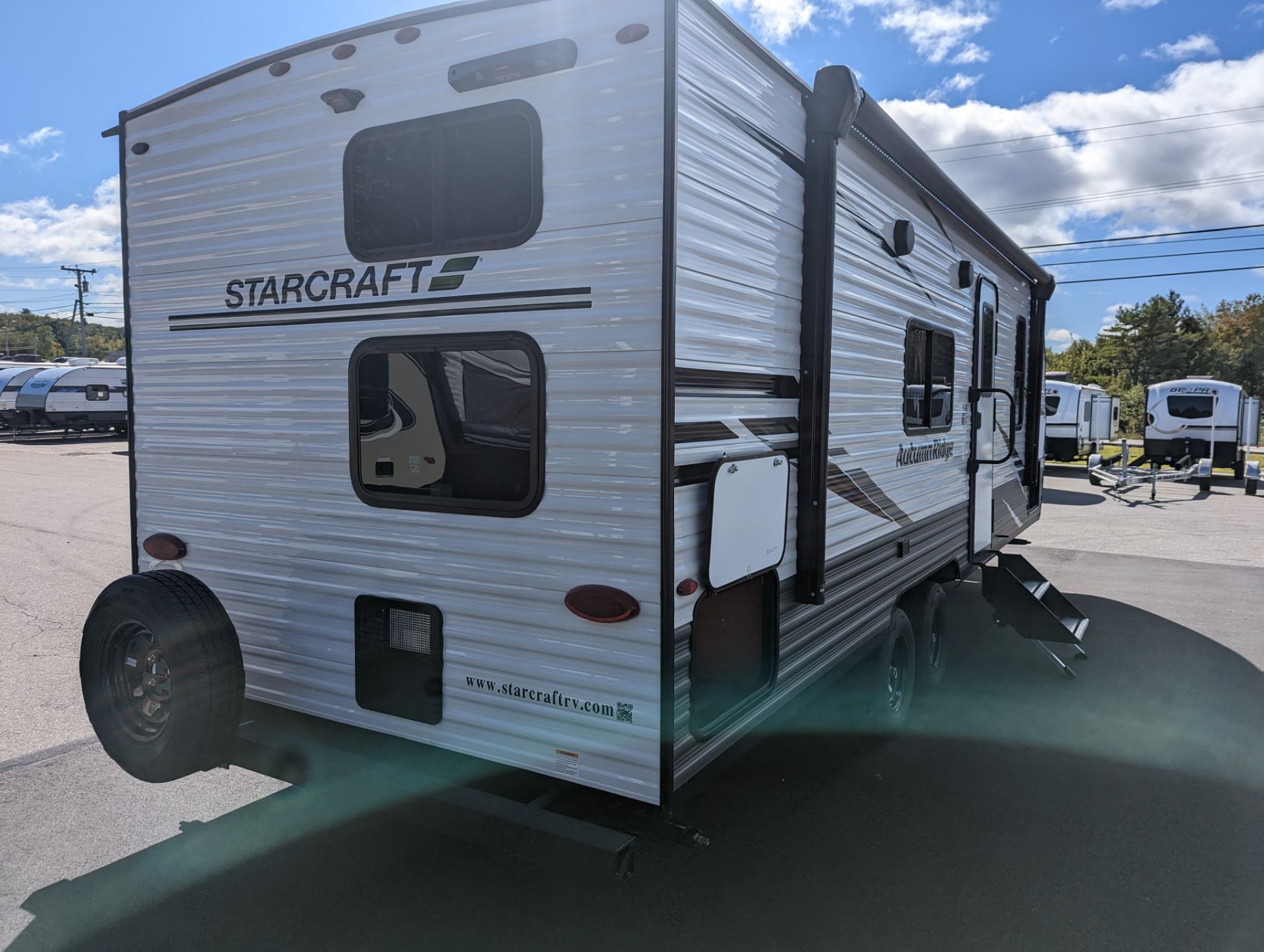 New 2023 Starcraft 26BH AUTUMN RIDGE TRAVEL TRAILER | Travel Trailers ...