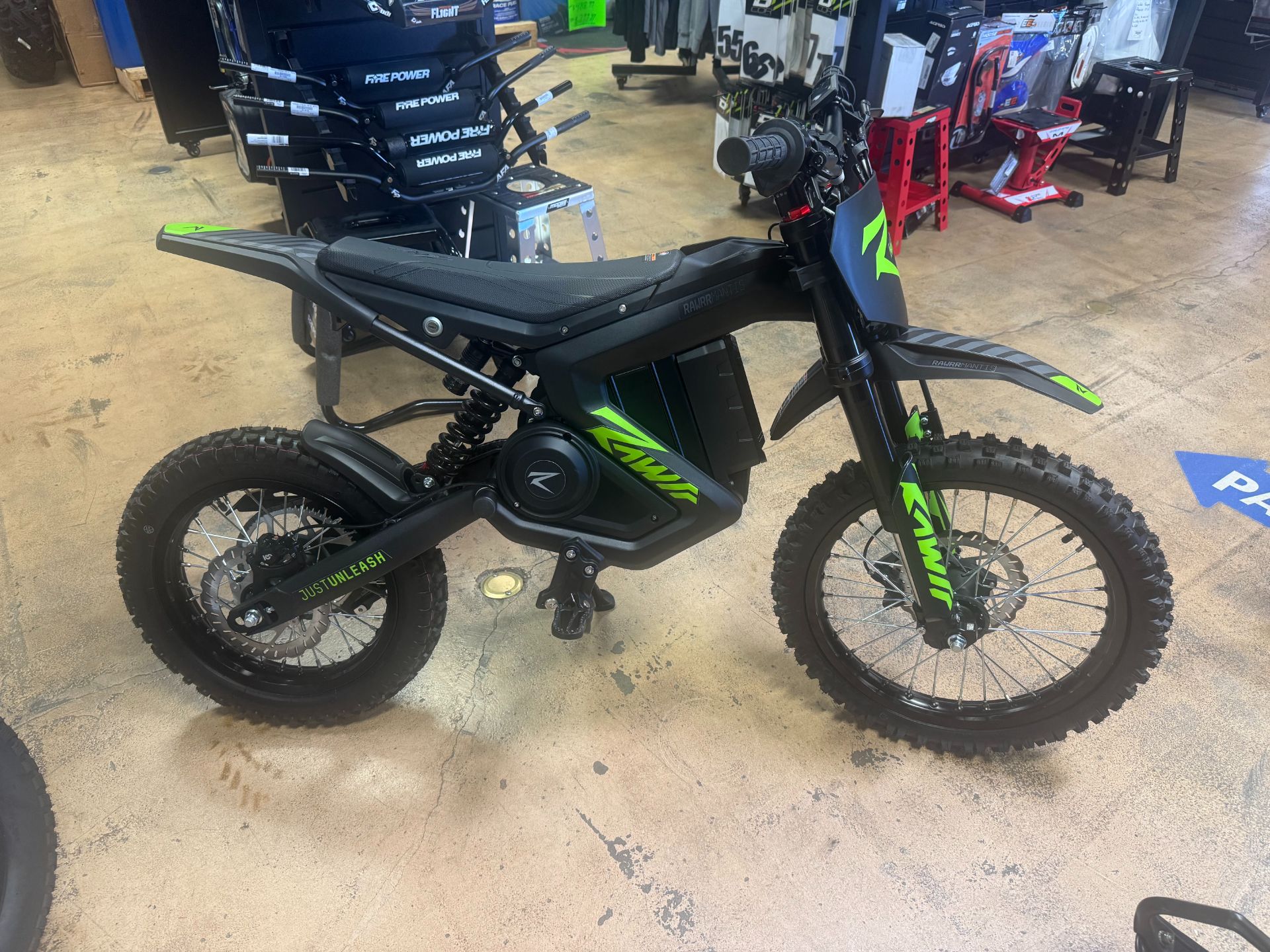2025 Rawrr Mantis Mini R Motorcycles Auburn California RA000770