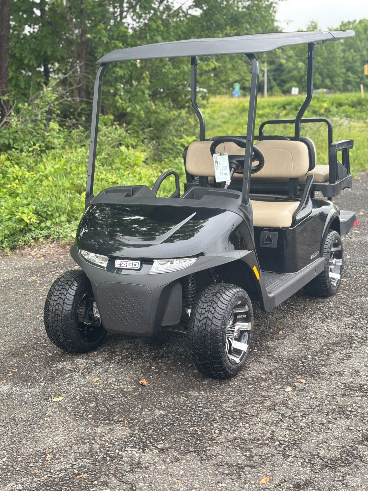 New 2025 E-Z-GO Valor 4 Electric, Mount Airy NC | Specs, Price, Photos ...