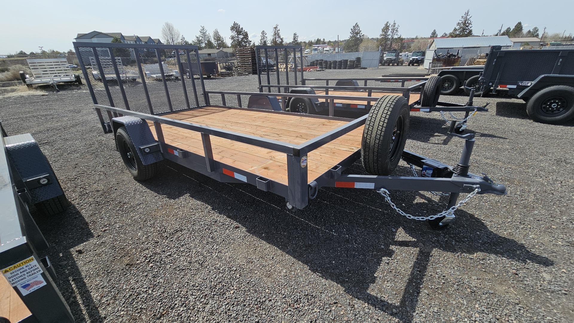 New 2026 VERSATILE 7X14 FLATBED RAIL WITH RAMP 5K, Redmond OR | Specs ...