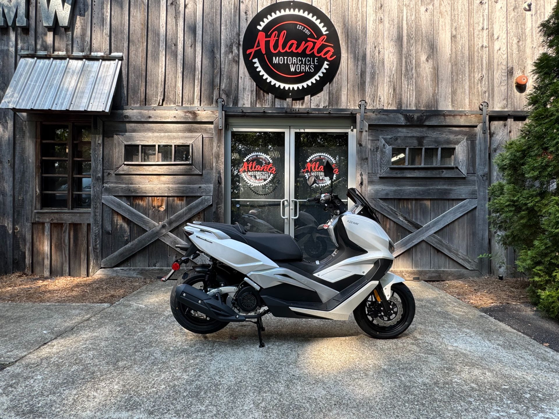 New 2025 Keeway VIESTE 200, Woodstock GA | Specs, Price, Photos | Cream ...