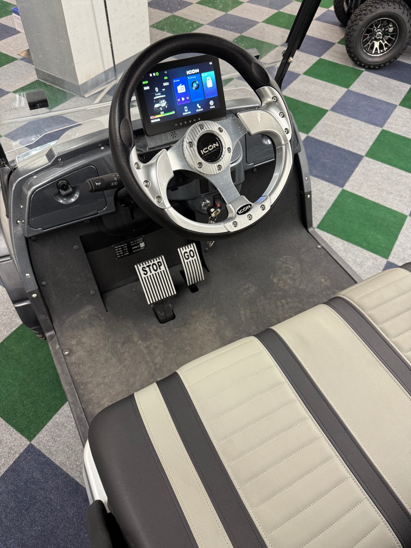 2025 ICON Electric Vehicles ICON i40L | Golf Carts for Sale, Chisago ...