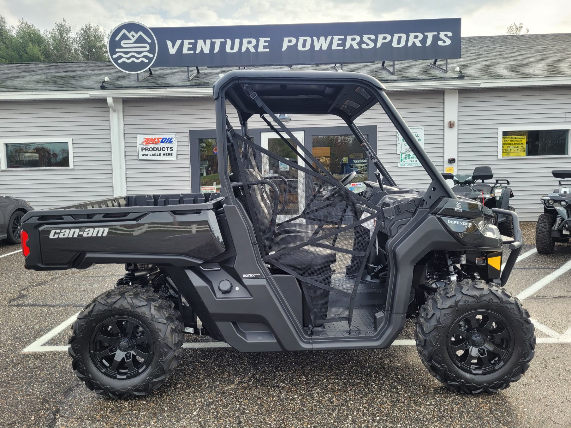 New 2026 Can-Am Defender XT HD9 | Utility Vehicles in Barrington NH ...