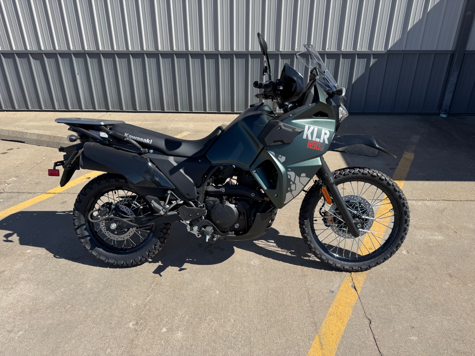New 2025 Kawasaki KLR 650 ABS Metallic Matte Old School Green ...