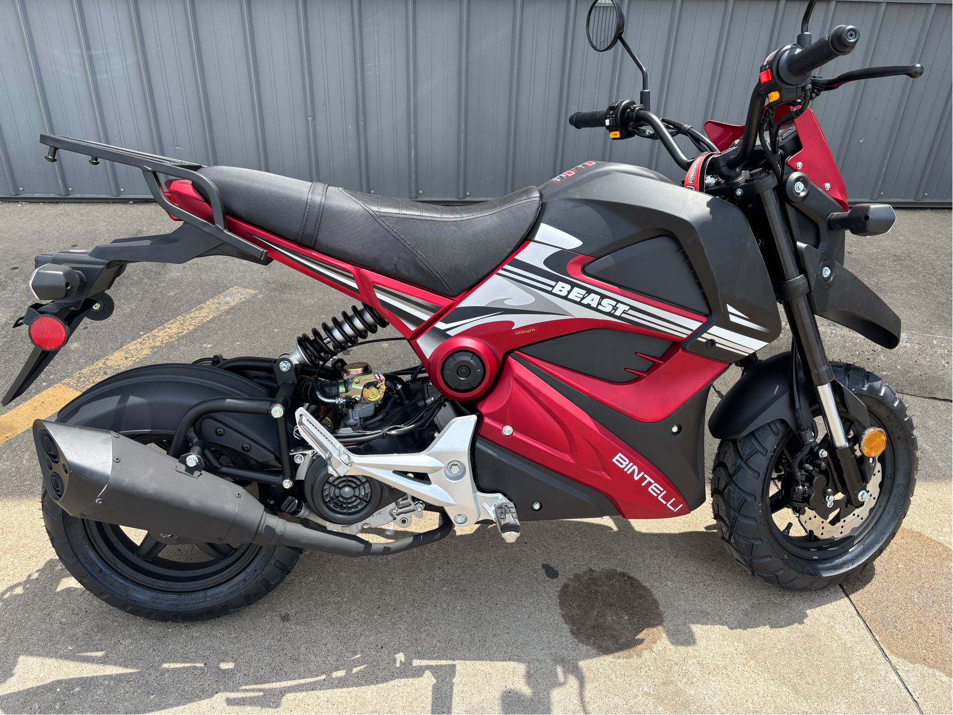 New 2024 Bintelli Beast 49 cc, Ottumwa IA | Specs, Price, Photos | Red ...