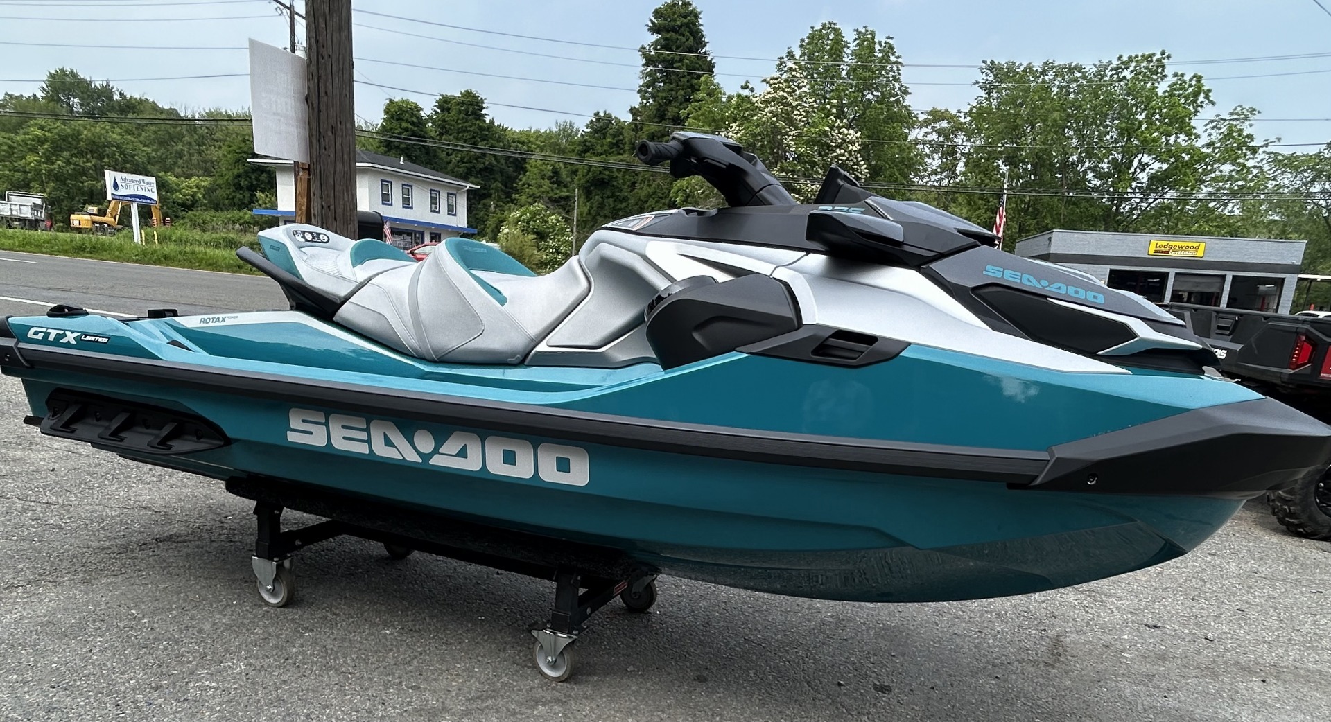 2024 Sea-Doo GTX Limited 300 Personal Watercraft Specs, Reviews, Prices ...