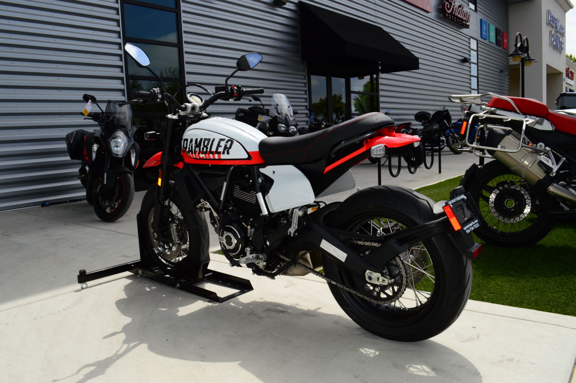 New 2023 Ducati Scrambler Urban Motard | Specs, Photos, Price | For ...