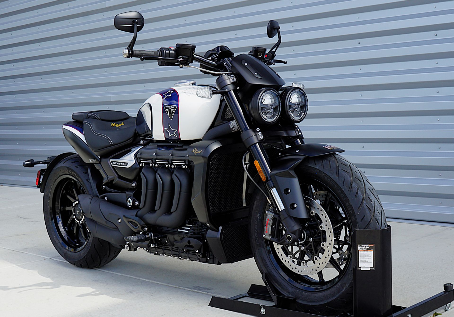 New 2025 Triumph Rocket 3 Storm R Evel Knievel Limited Edition | Specs, Photos, Price | For Sale ...