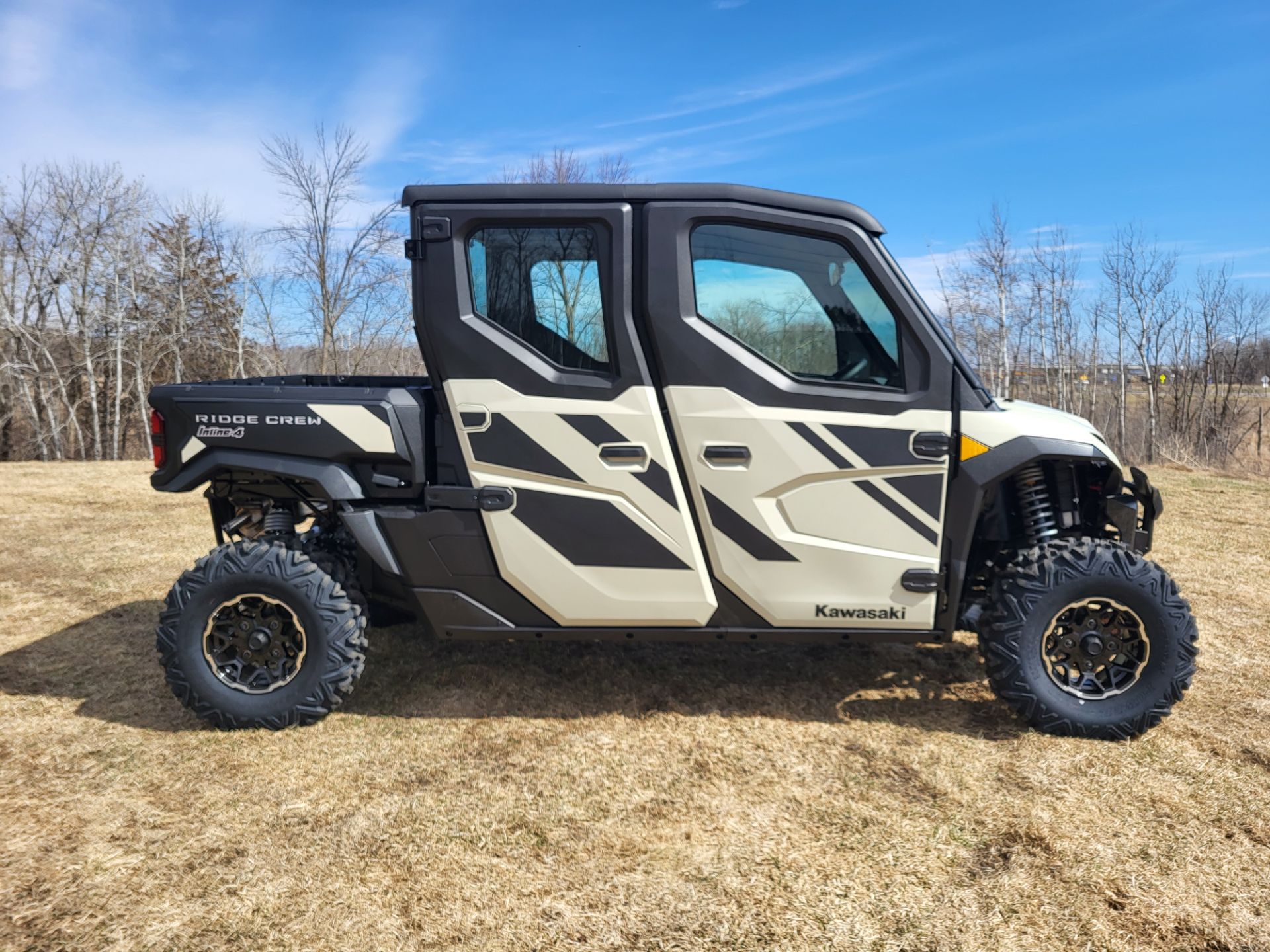 New 2026 Kawasaki RIDGE® CREW HVAC | Utility Vehicles in Forest Lake MN ...