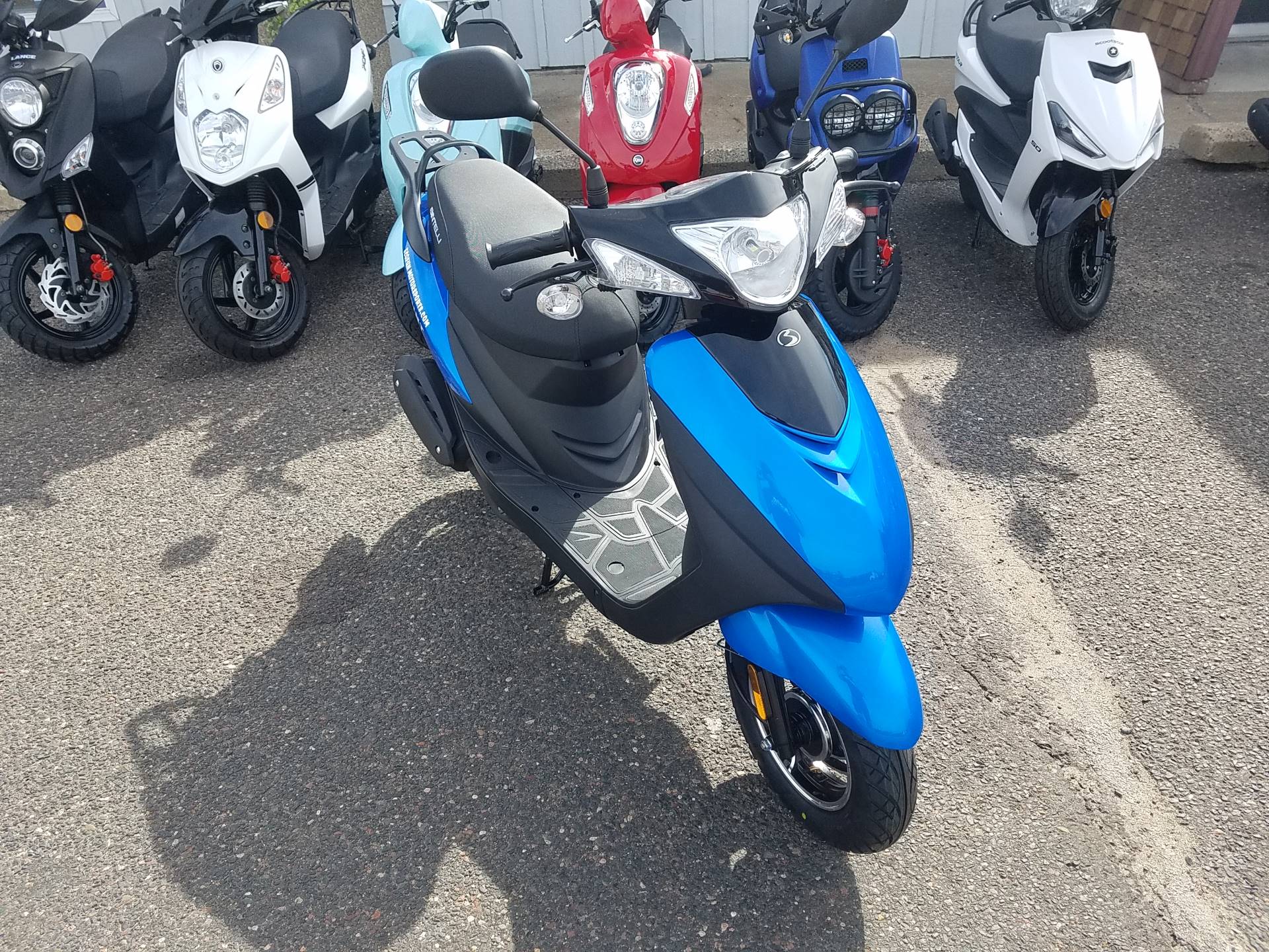 New 2024 Bintelli Sprint 49cc Scooter | Scooters in Forest Lake MN ...