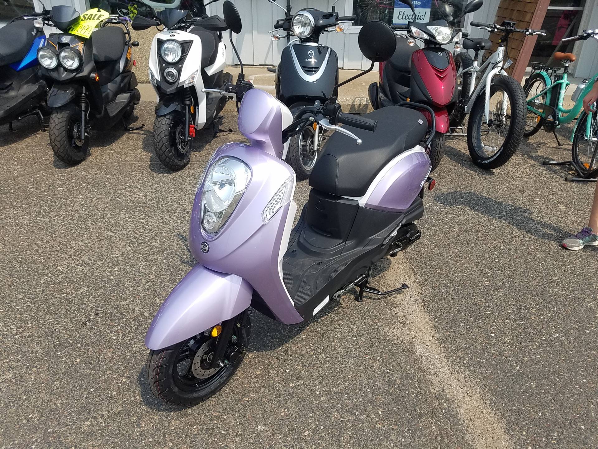 New 2021 SYM Mio 49cc Scooter | Scooters in Forest Lake MN | Purple Grape