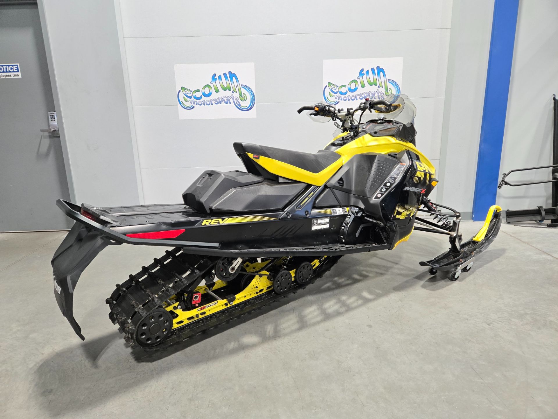 Used 2018 Ski-Doo MXZ X 850 E-TEC Ripsaw 1.25 | Snowmobiles in Forest ...