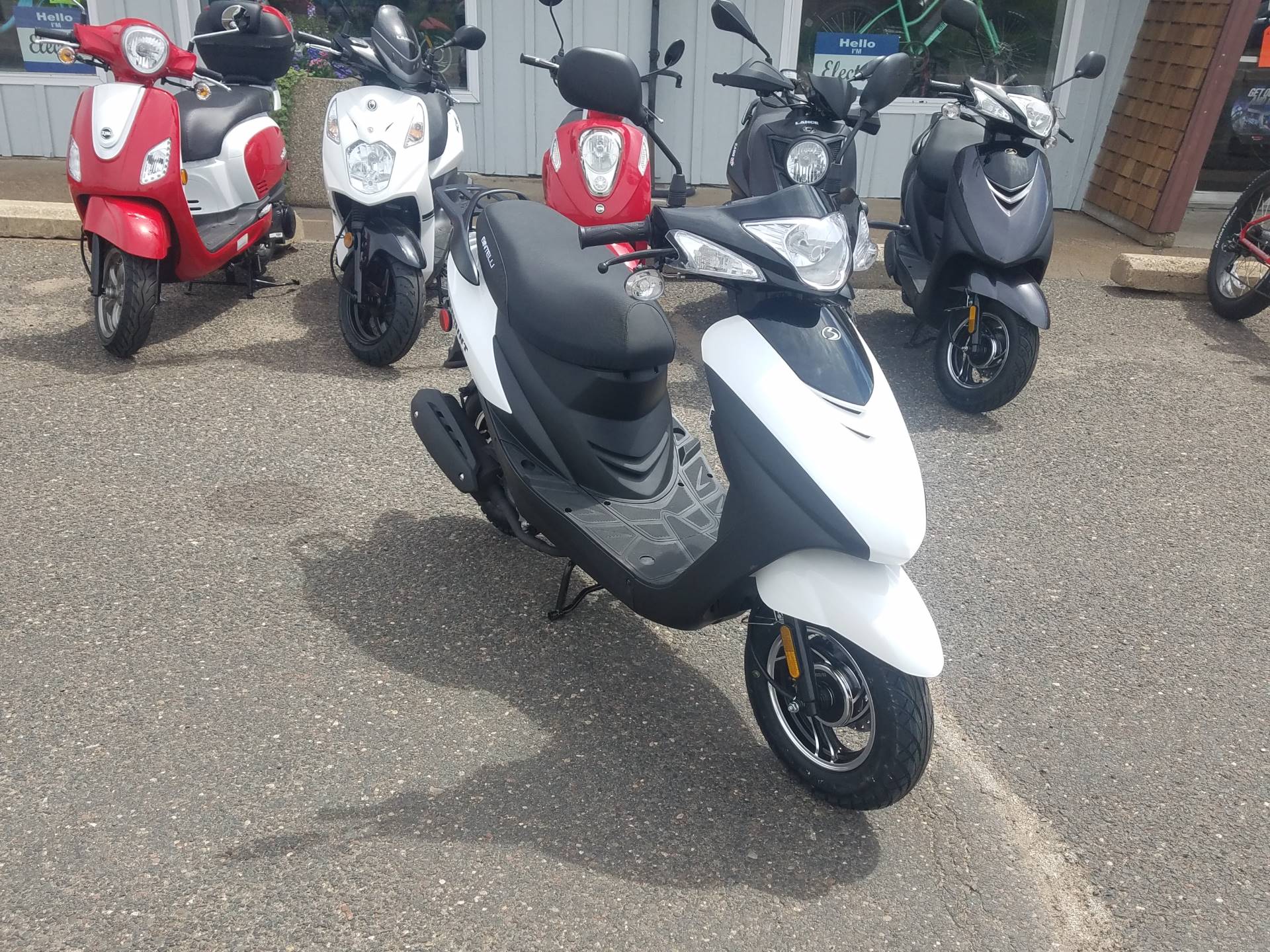 New 2024 Bintelli Sprint 49cc Scooter | Scooters in Forest Lake MN ...