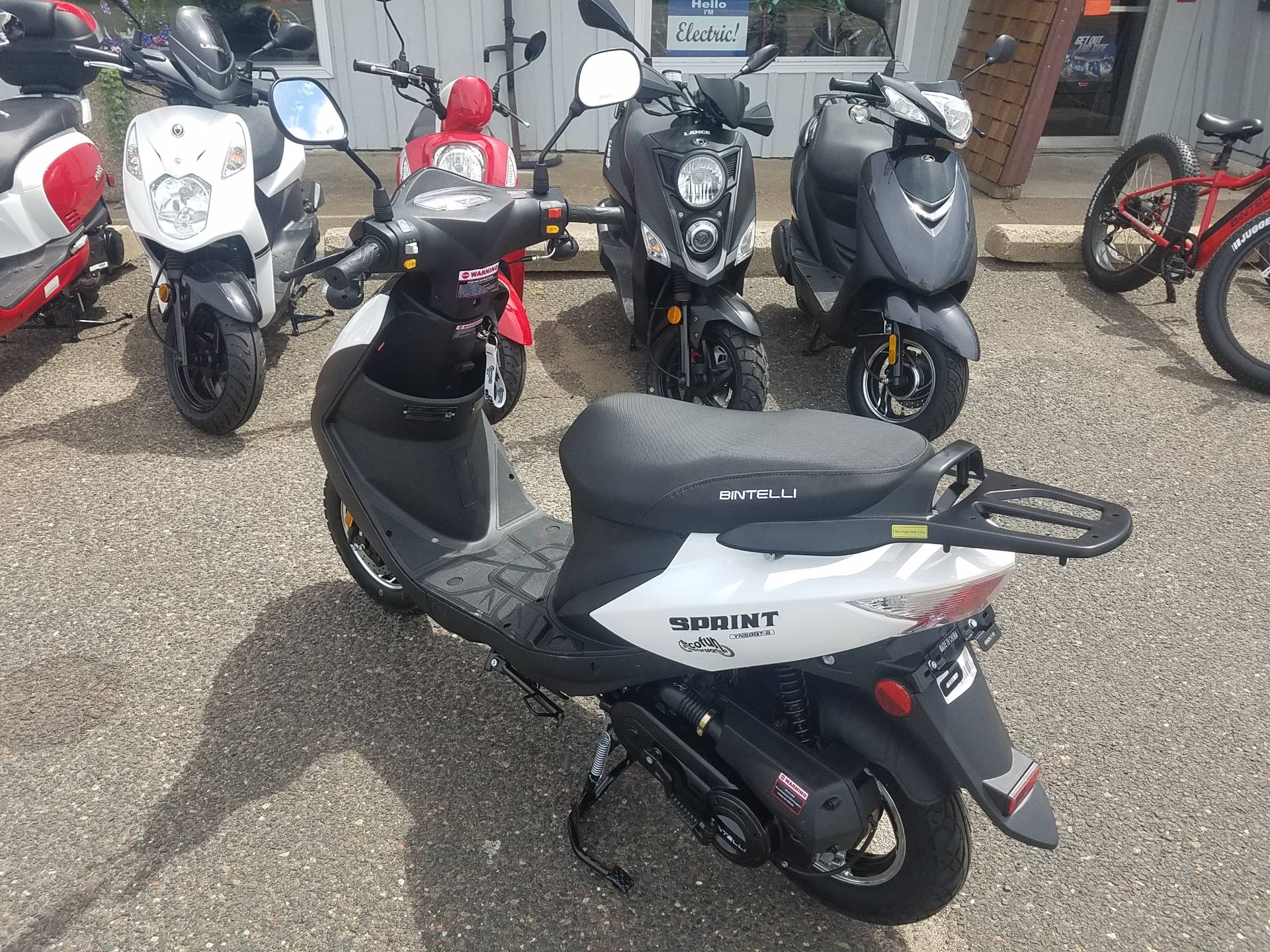 New 2024 Bintelli Sprint 49cc Scooter | Scooters in Forest Lake MN ...