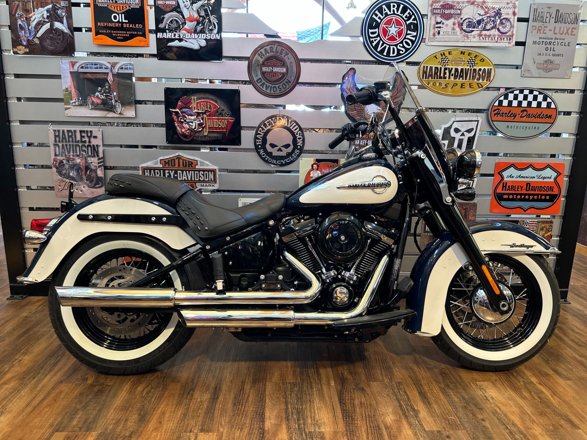 Used 2019 Harley-Davidson Heritage Classic 107 Billiard Blue / Billiard ...