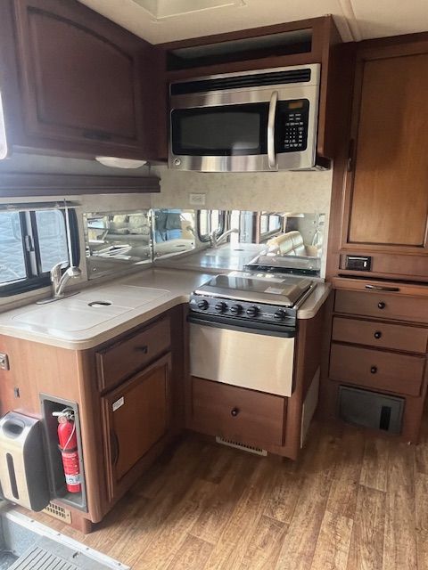 Used 2011 Ford Tioga RVs in Waco, TX