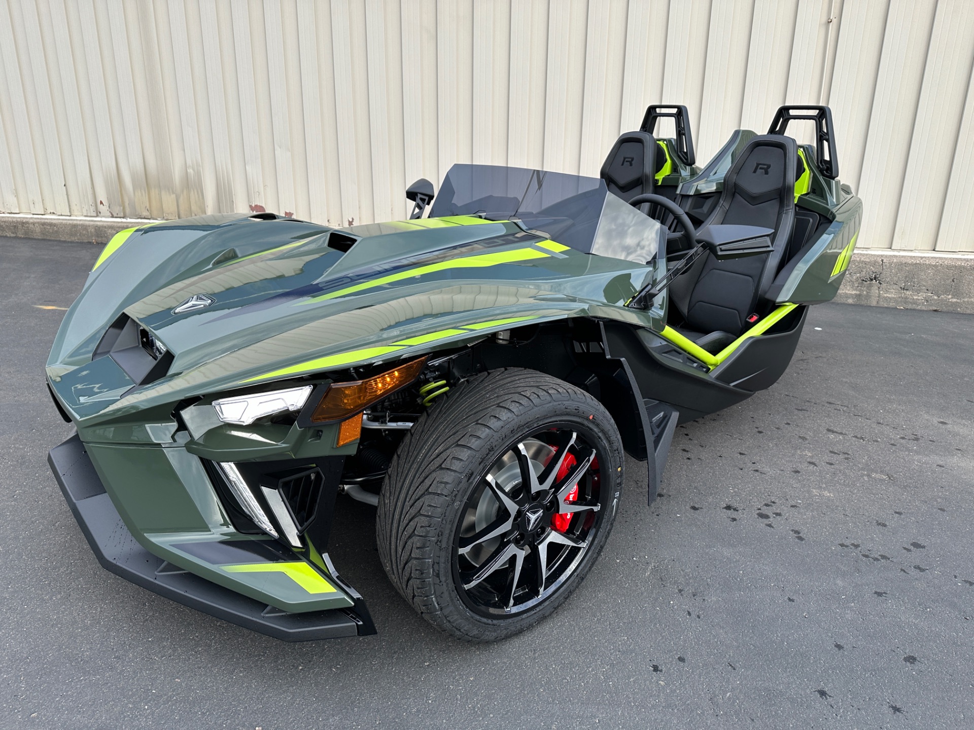 New 2024 Slingshot Slingshot R - Manual Motorcycles in Altoona, WI ...
