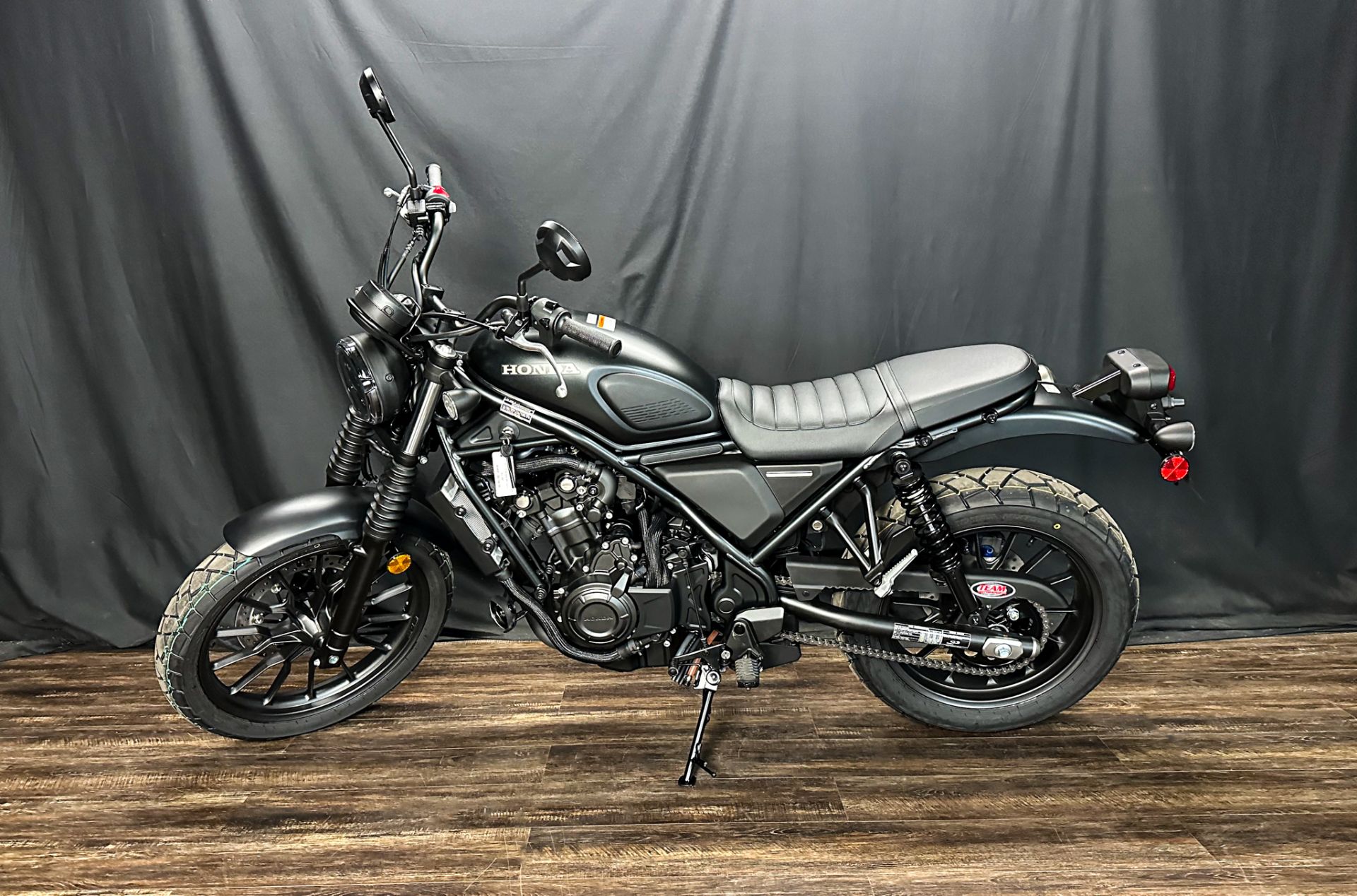 New 2024 Honda SCL500, De Pere WI | Specs, Price, Photos | Matte Black ...