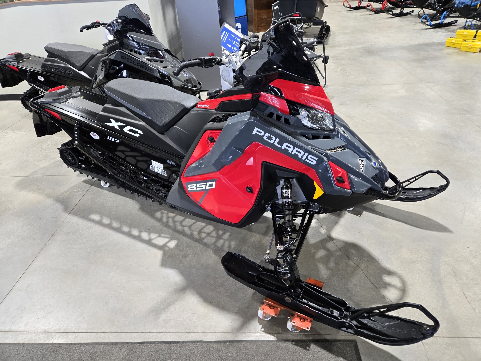 New 2024 Polaris 850 Indy XC 137 ES Snowmobiles in Fond Du Lac, WI | Stock Number: POL205453