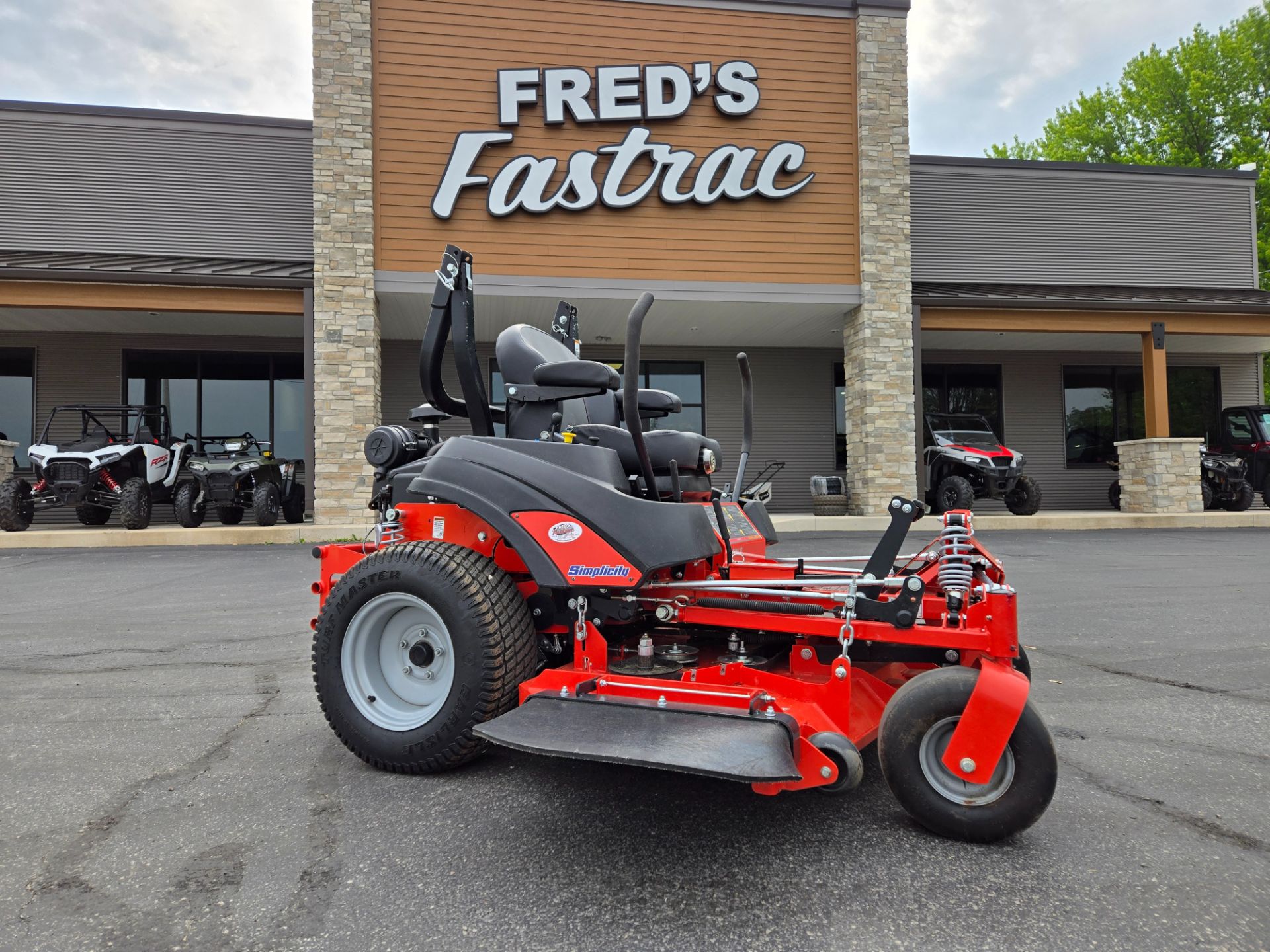 Used 2021 Simplicity Citation XT 61 in. Vanguard 810 26 hp Lawn Mowers ...