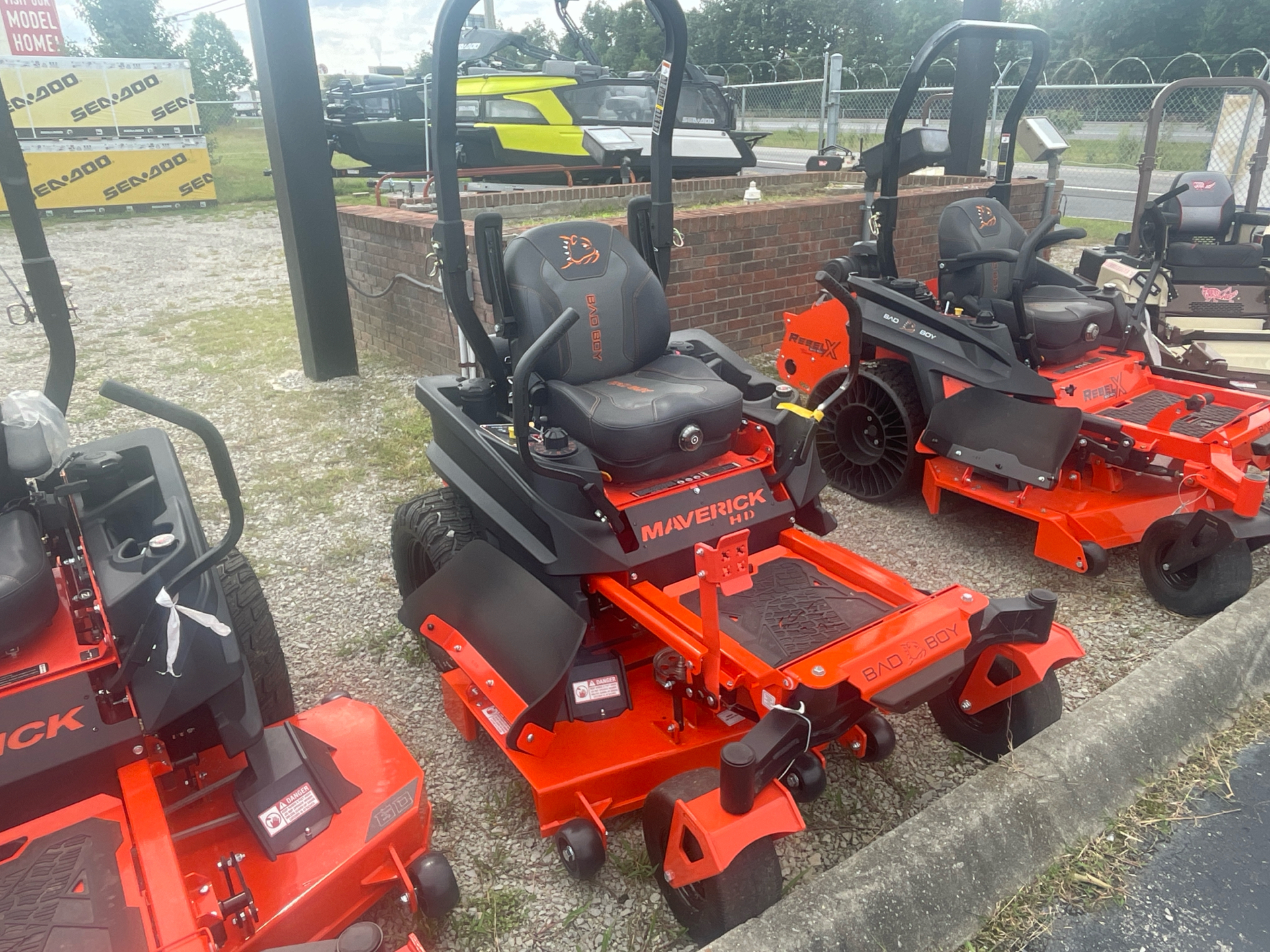 New 2025 Bad Boy Mowers Maverick HD 54 in. Kawasaki FX730 23.5 hp ...
