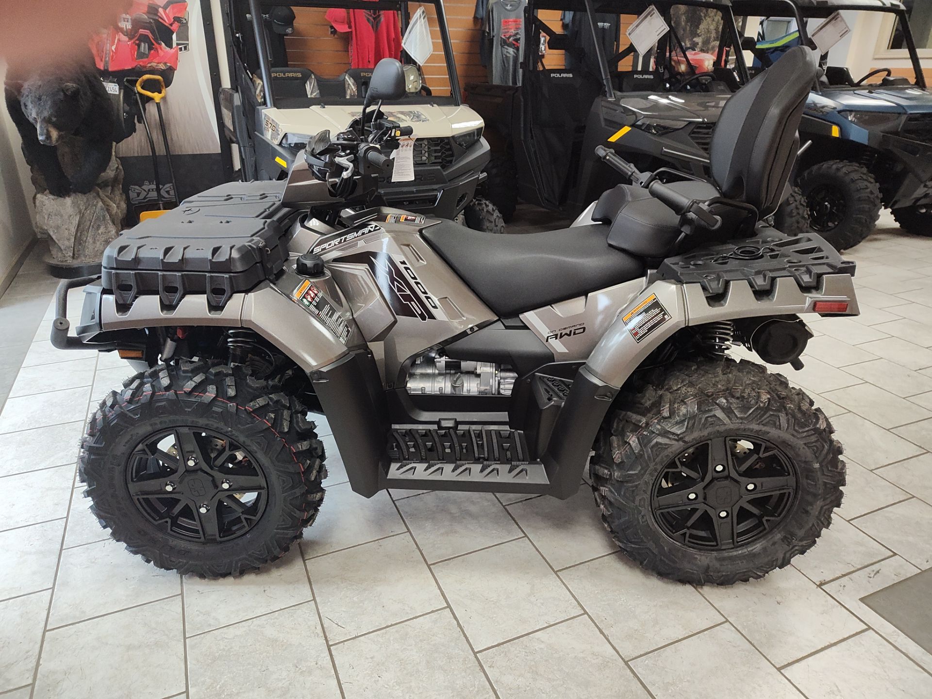 New 2025 Polaris Sportsman Touring XP 1000 Trail | ATVs in Kailua Kona HI | Heavy Metal POL029376