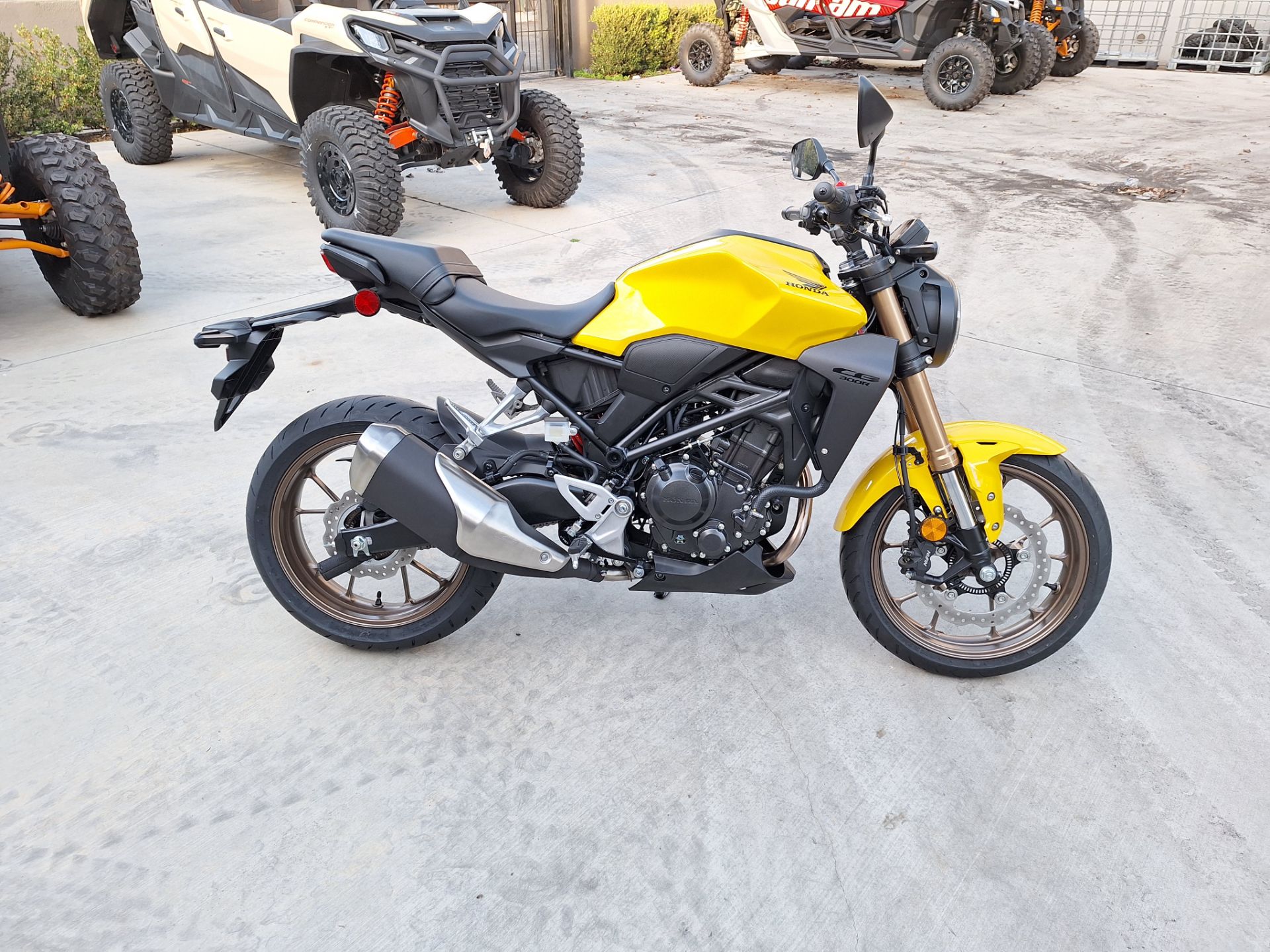 New 2025 Honda CB300R ABS | Motorcycles in Ontario CA | HO25015 Pearl ...