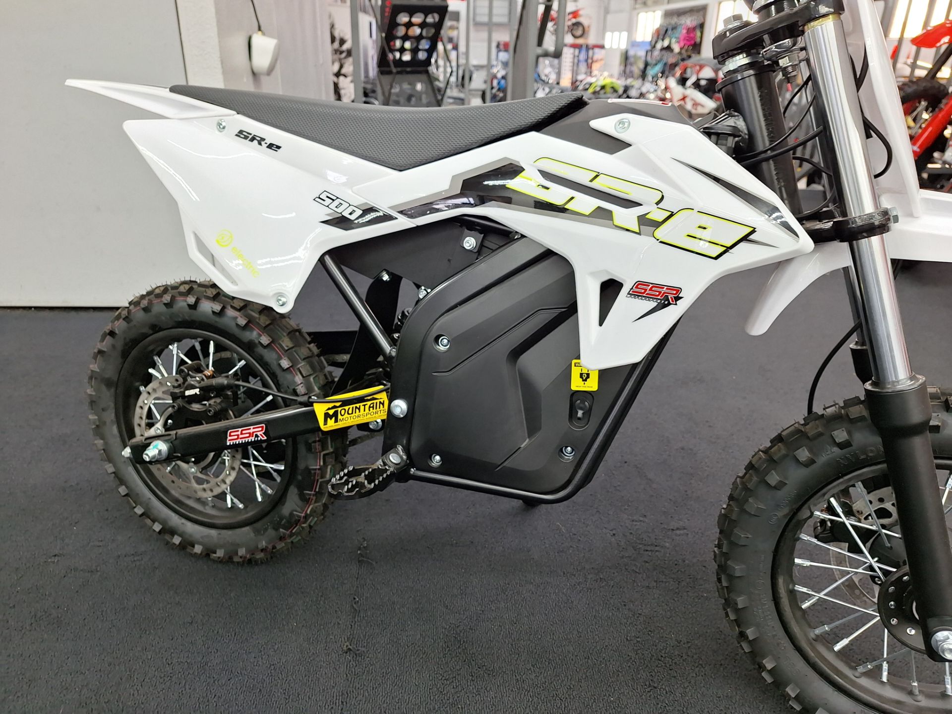 New 2025 SSR Motorsports SR-E500 | Motorcycles in Ontario CA | SR24002 White