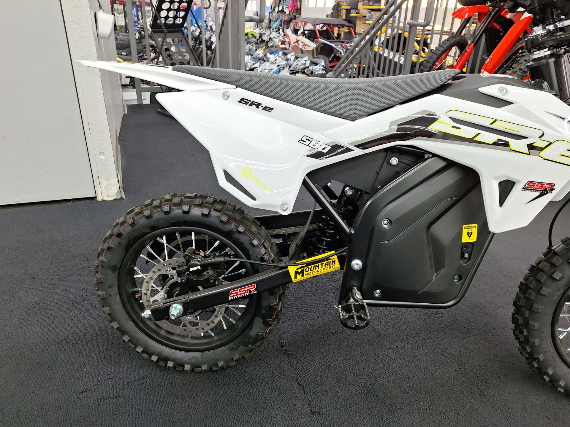 New 2025 SSR Motorsports SR-E500 | Motorcycles in Ontario CA | SR24002 White