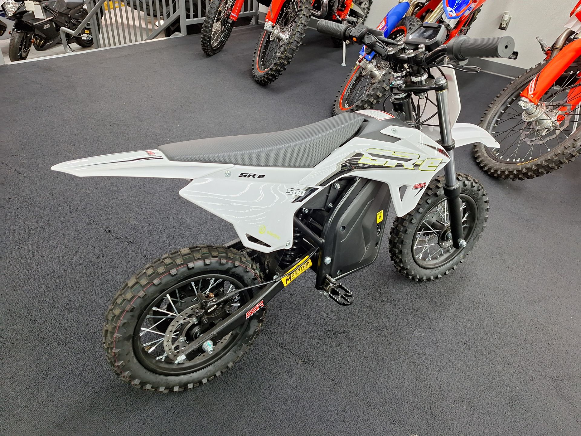 New 2025 SSR Motorsports SR-E500 | Motorcycles in Ontario CA | SR24002 White