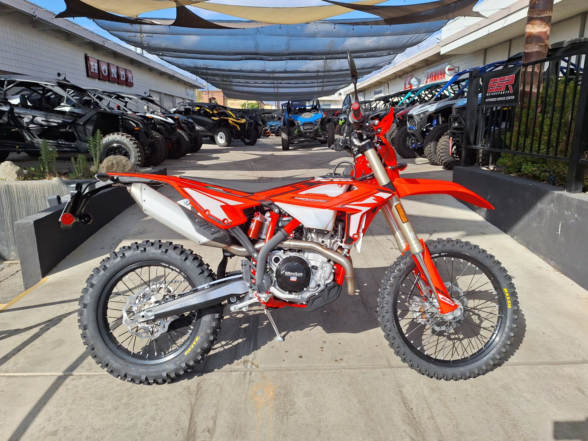 New 2024 Beta 390 RS | Motorcycles in Ontario CA | BE25018 Red