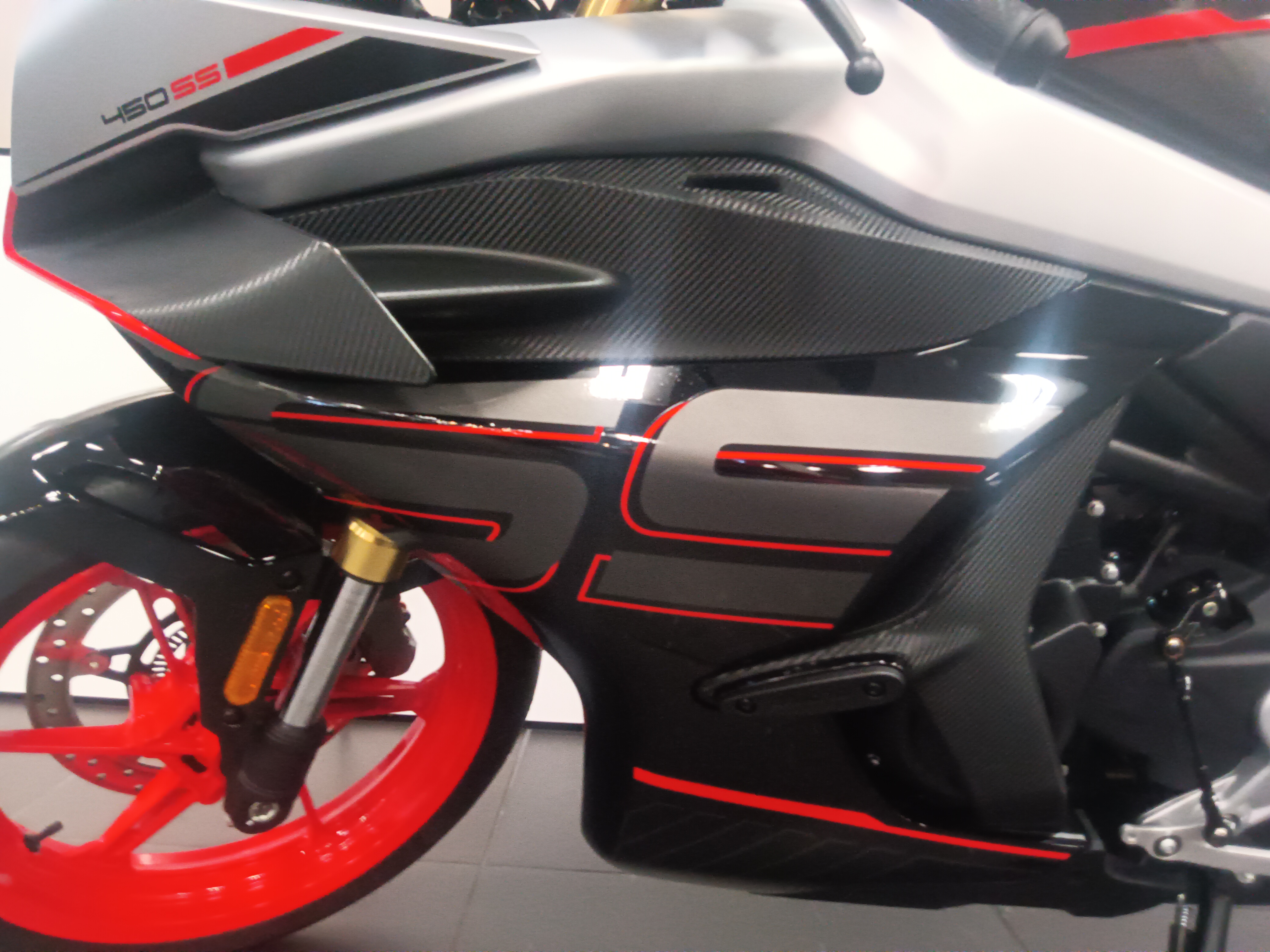 2026 CFMOTO 450SS | New Motorcycle For Sale | De Pere, Wisconsin | Tytlers Cycle