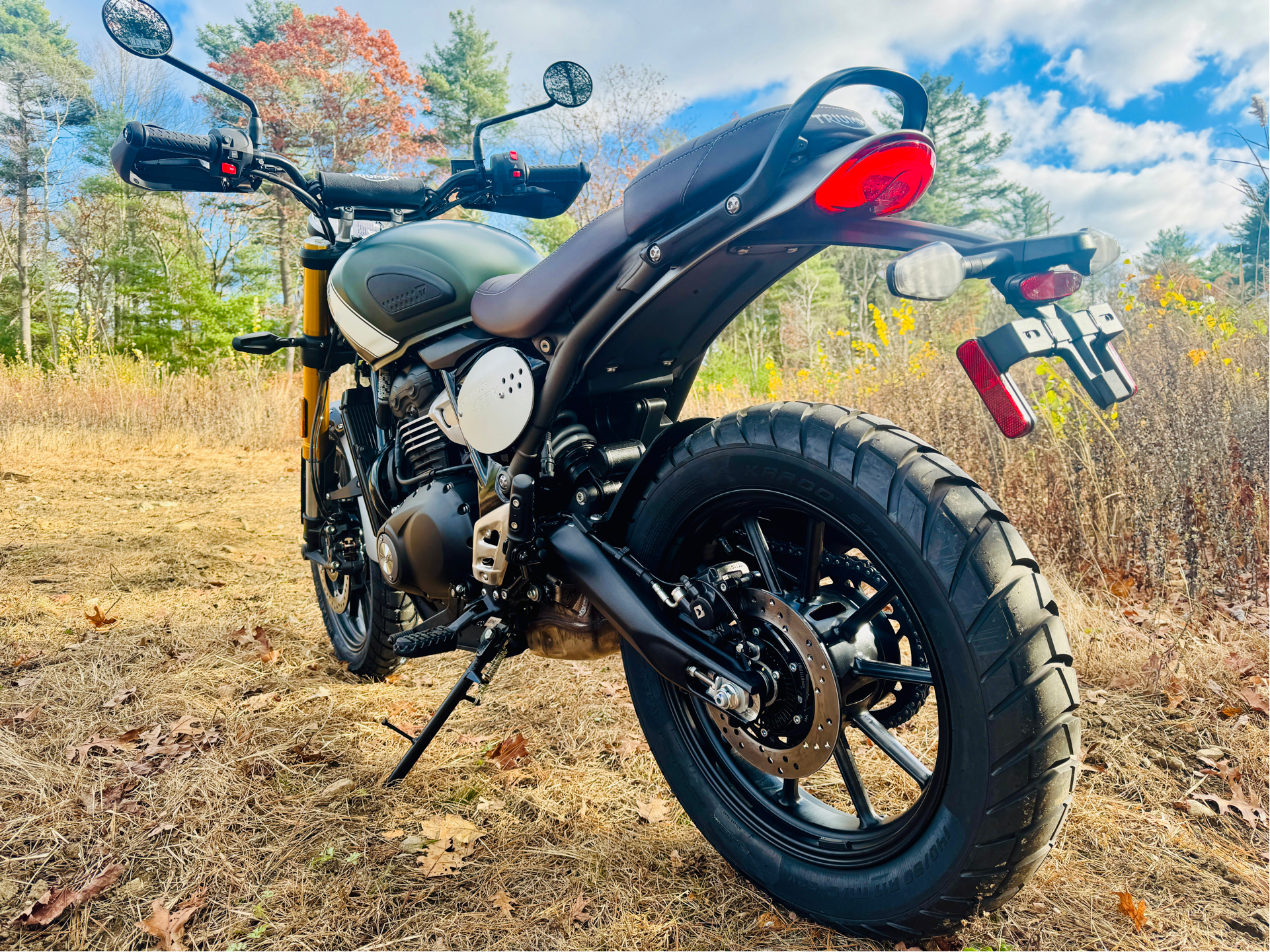New 2026 Triumph Scrambler 400 X Matte Khaki Green / Matte Fusion White ...