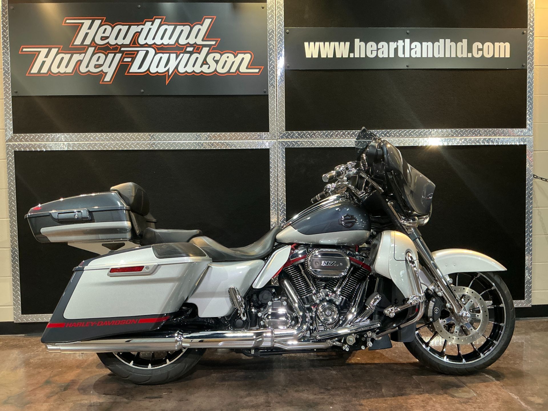 Used 2019 Harley-Davidson CVO™ Street Glide® | Motorcycles in ...