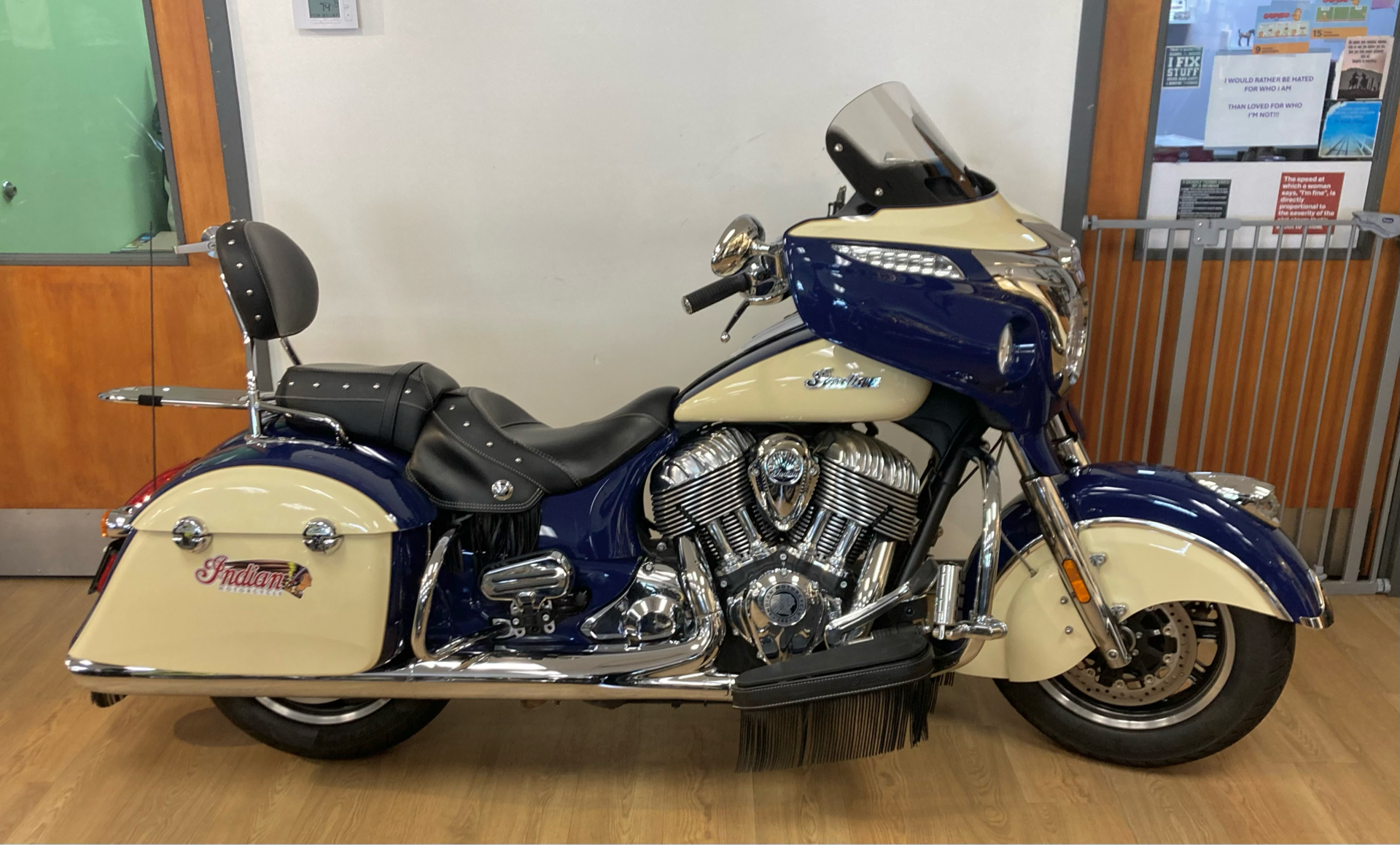 Used 2016 Indian Motorcycle Chieftain® Springfield Blue/Ivory Cream ...