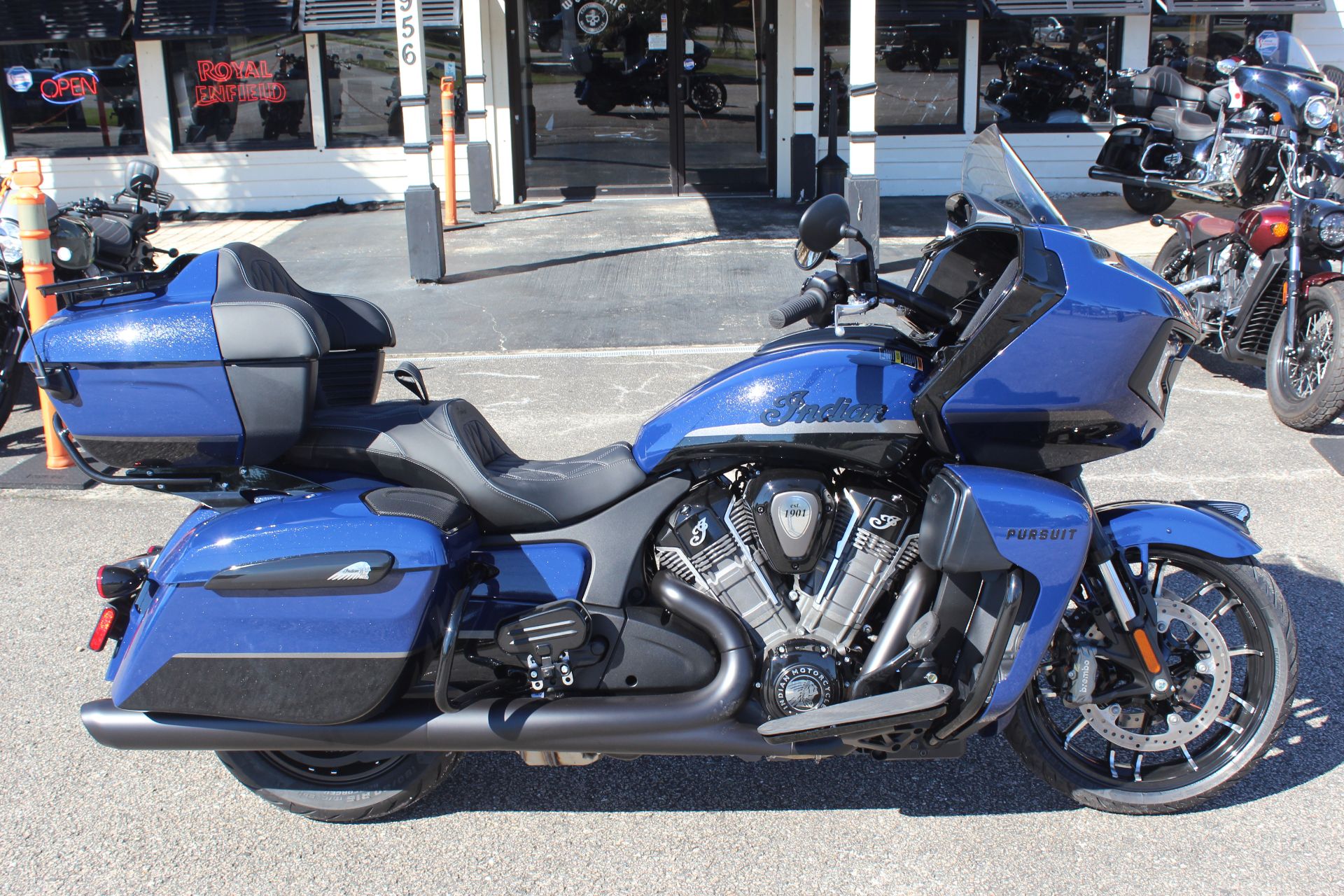 New 2025 Indian Motorcycle Pursuit® Dark Horse® with Powerband Audio ...