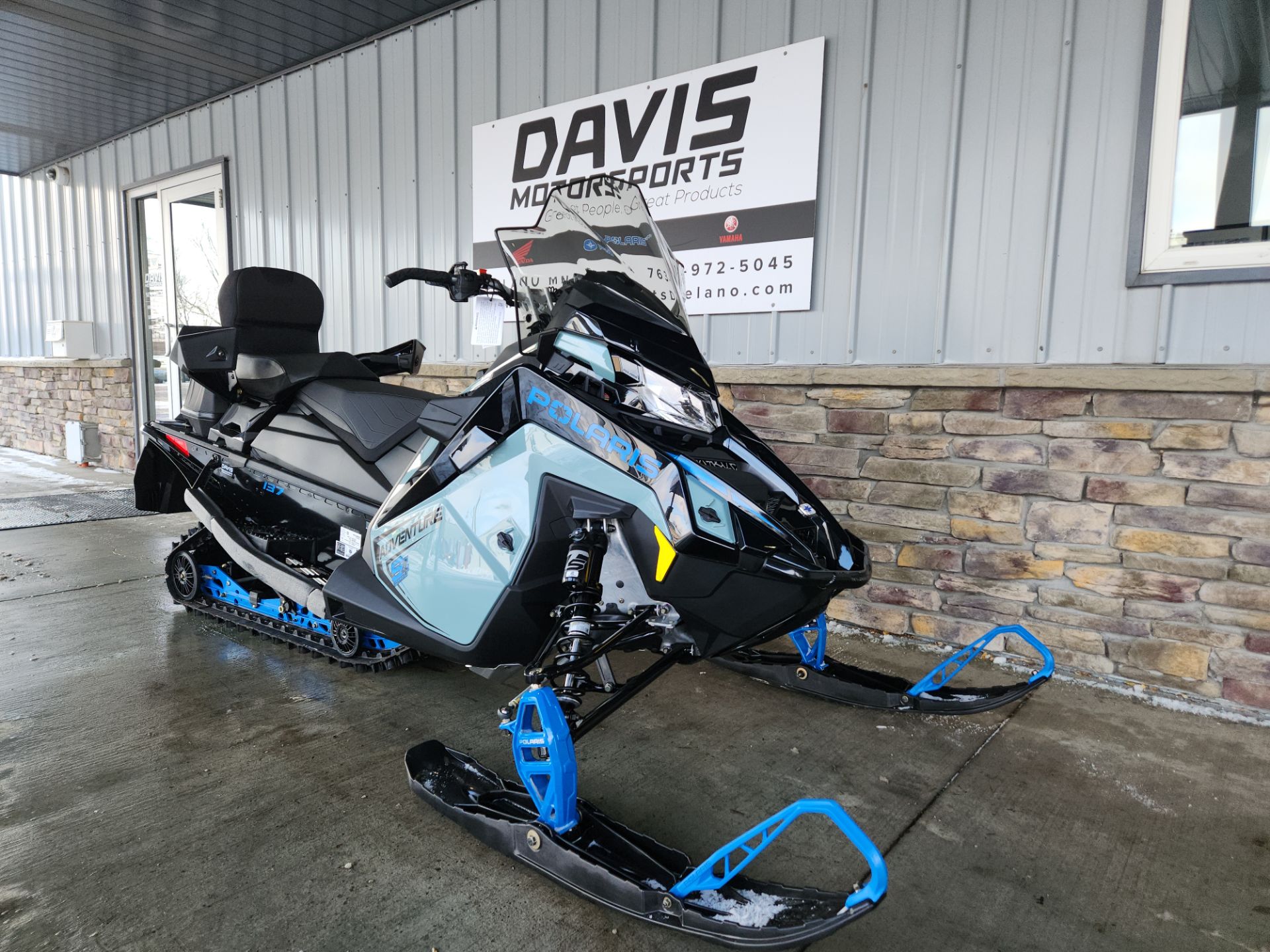 New 2026 Polaris ProStar S4 INDY Adventure 137 ES | Snowmobiles in ...