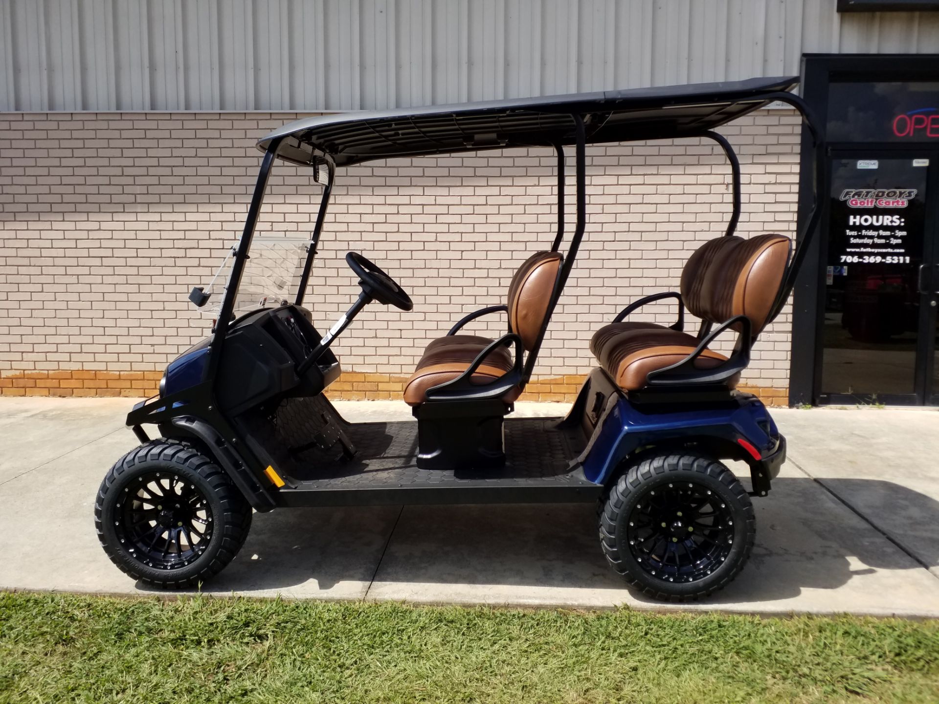 New 2026 E-Z-GO Liberty Explorer ELiTE Lithium for sale in Covington, GA