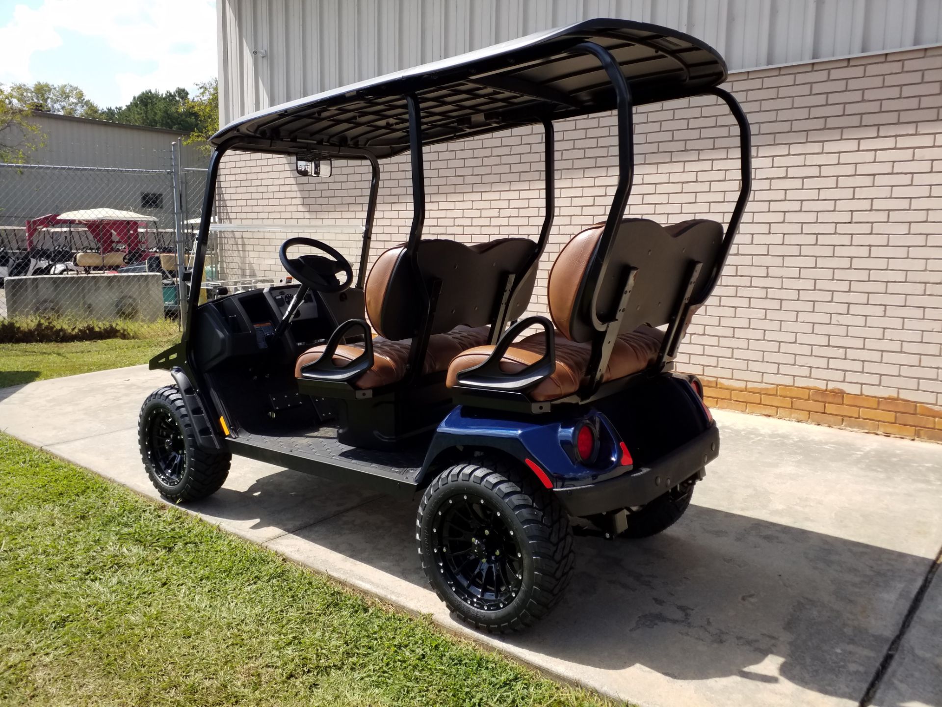 New 2026 E-Z-GO Liberty Explorer ELiTE Lithium for sale in Covington, GA