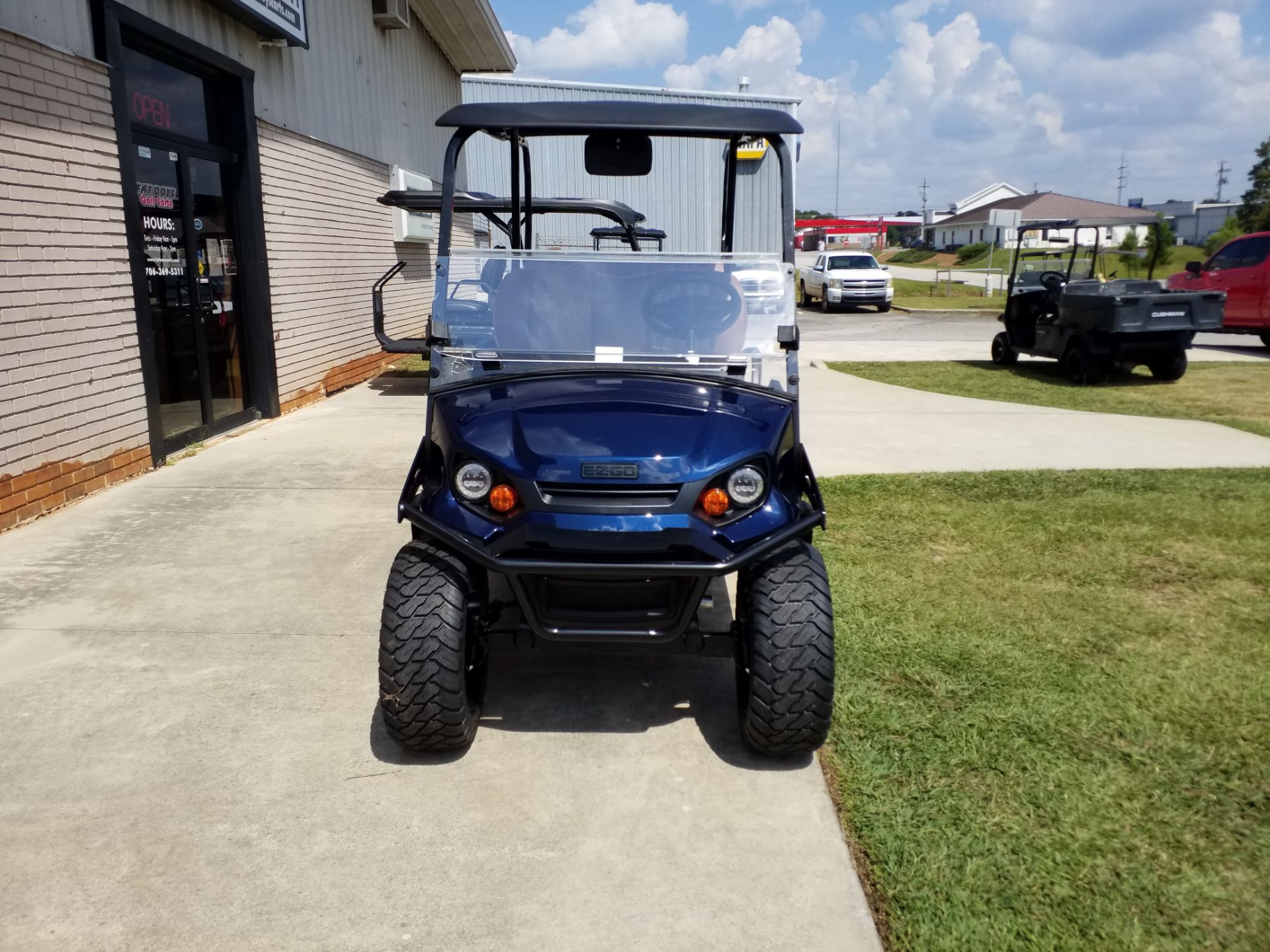 New 2026 E-Z-GO Liberty Explorer ELiTE Lithium for sale in Covington, GA